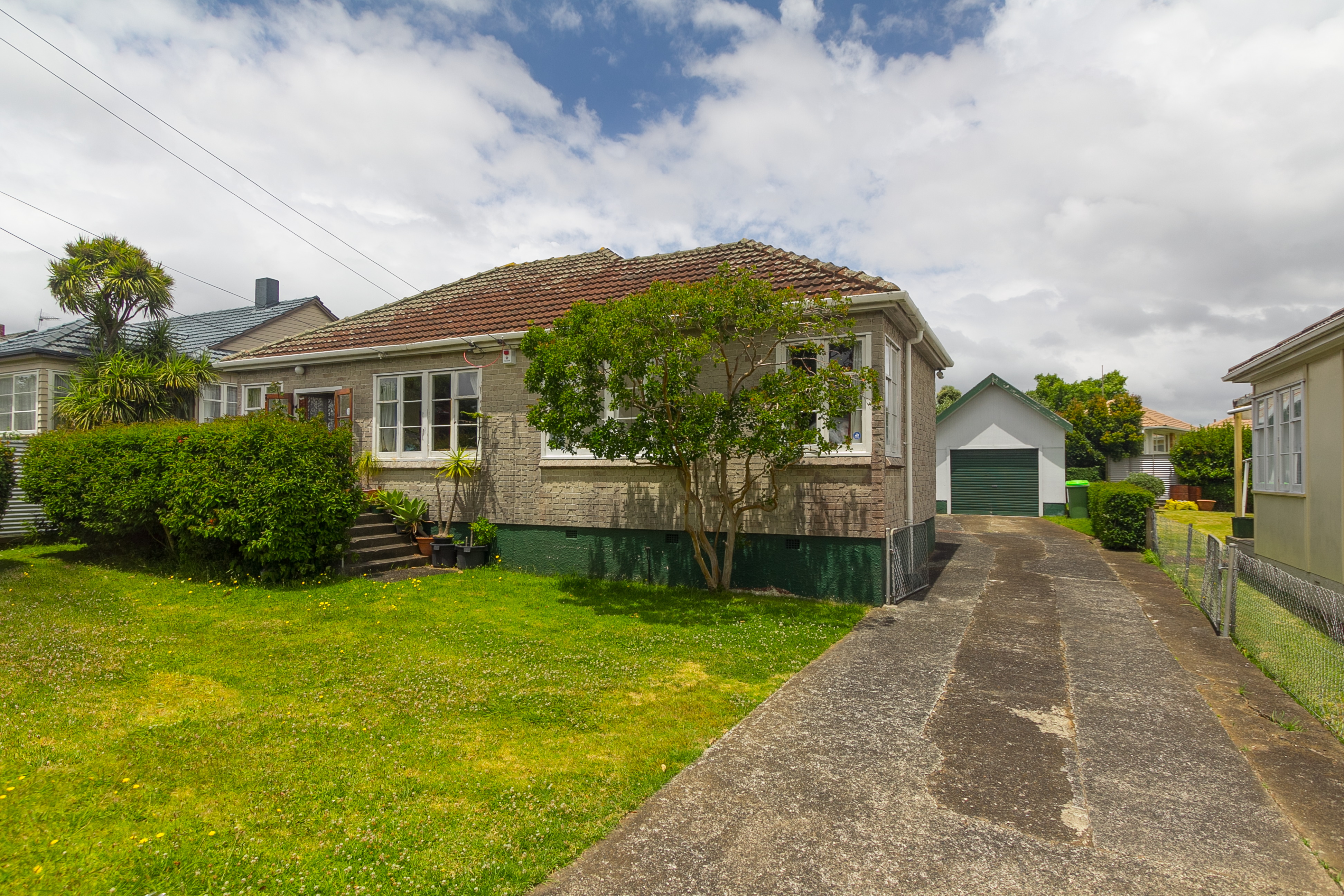 Sold 167 Mt Smart Road, Onehunga Feb 2015 | Barfoot & Thompson