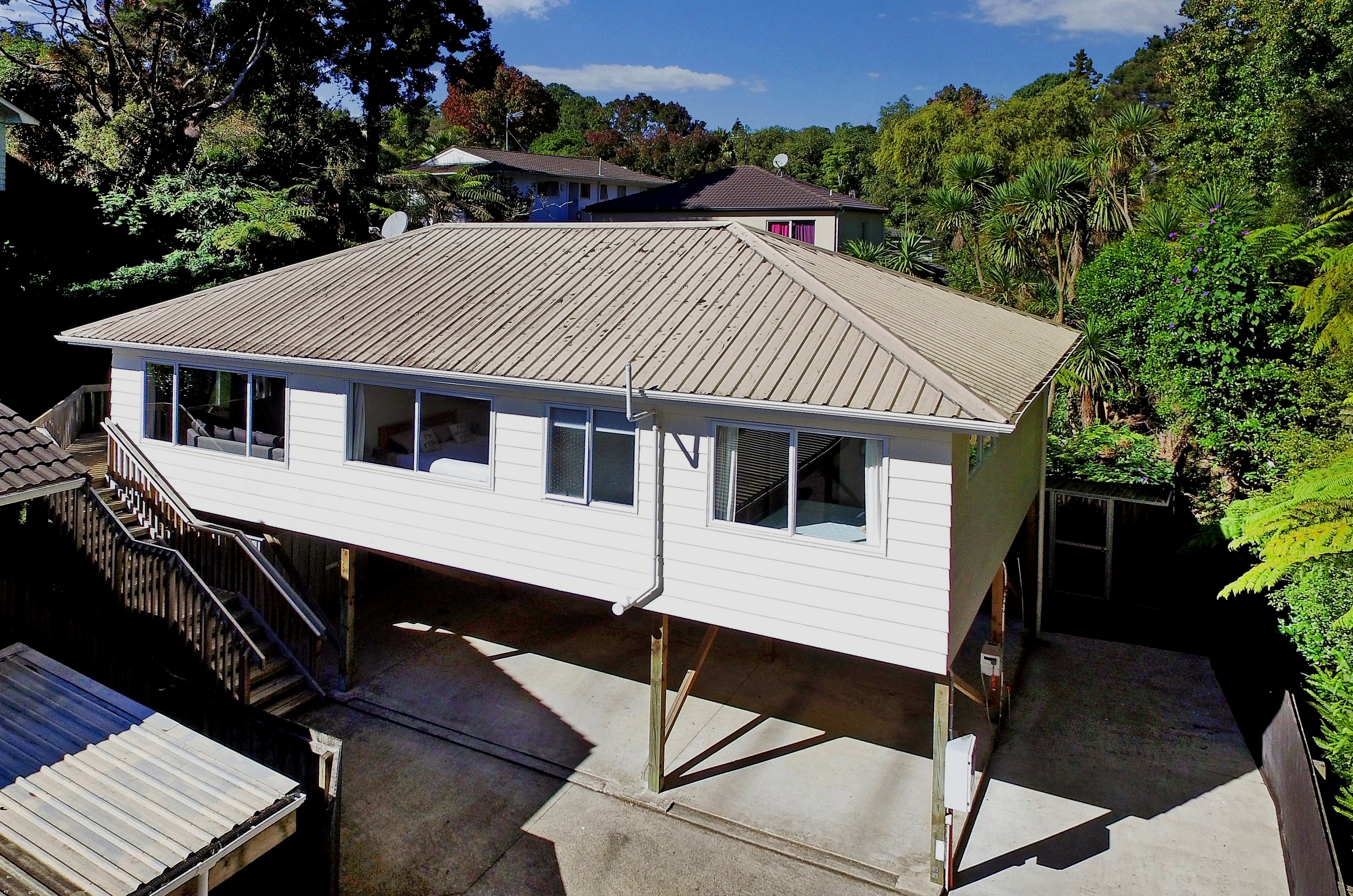 Sold 24a Contessa Drive, Glenfield Jun 2017 | Barfoot & Thompson