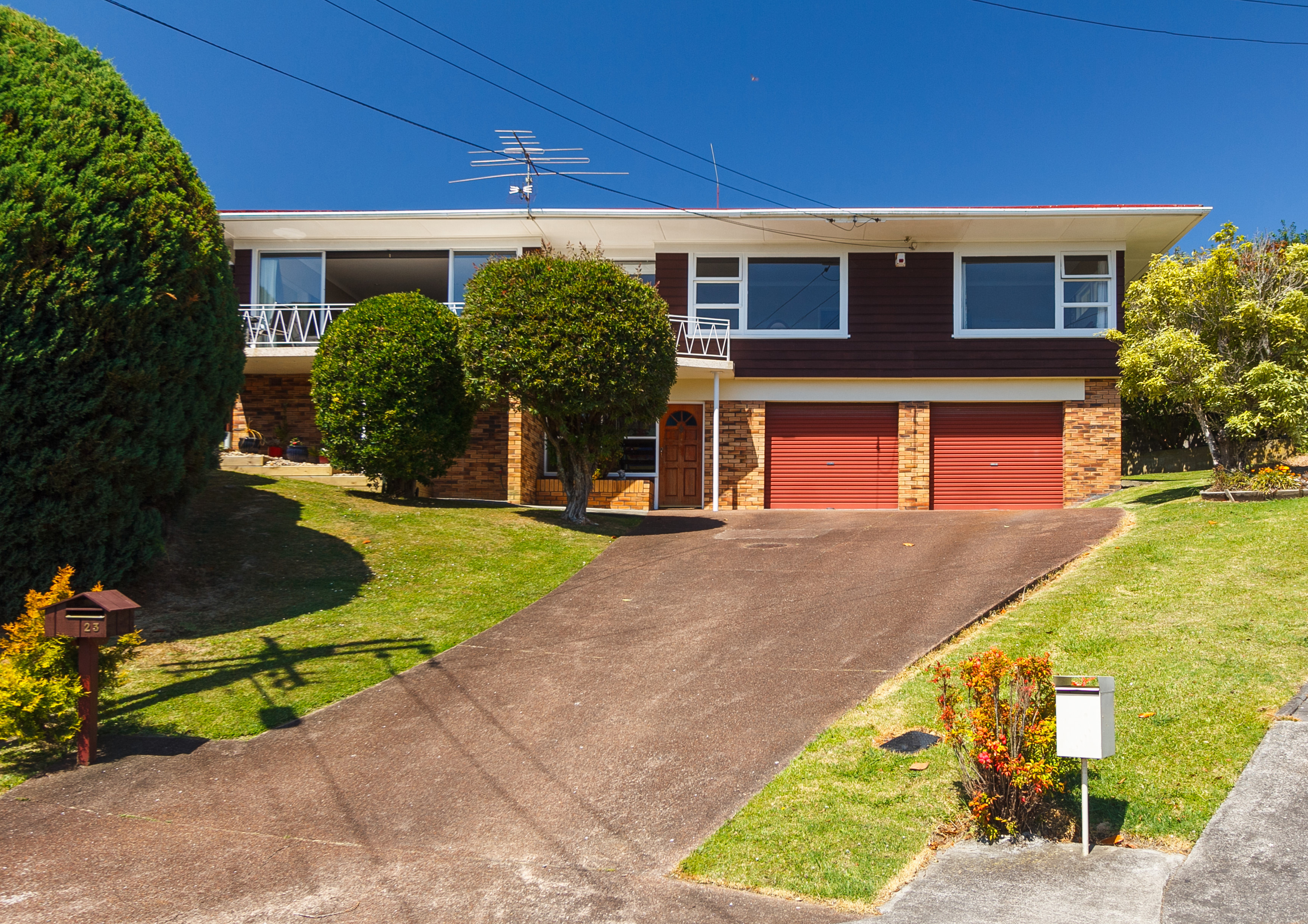 Sold 23 Wayne Place, Mt Roskill Feb 2013 | Barfoot & Thompson