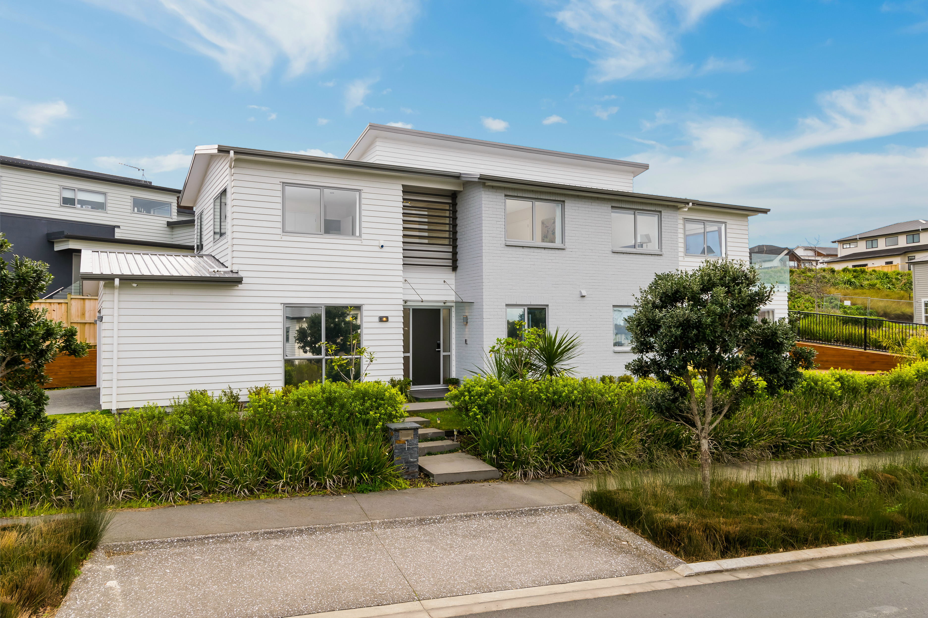 Sold 1 Remuremu Street, Long Bay Sep 2016 | Barfoot & Thompson