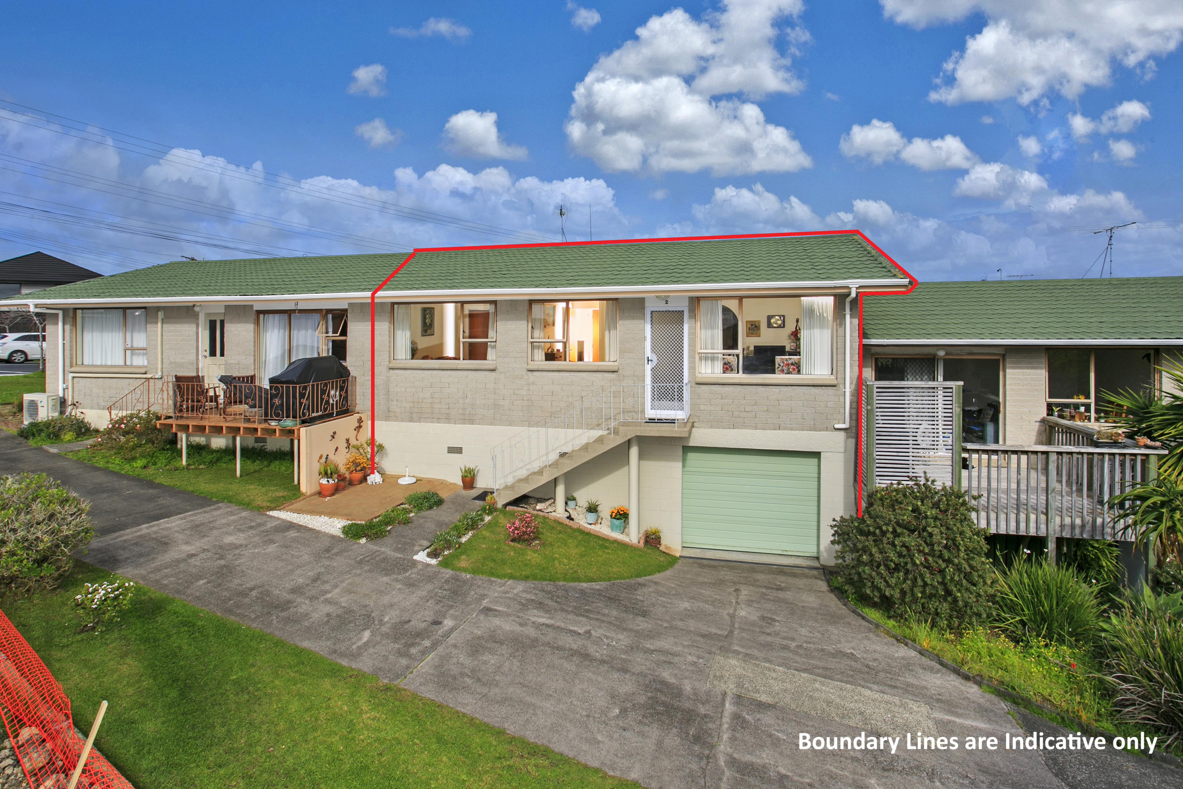 Sold 2/84 Pupuke Road, Hillcrest Sep 2016 | Barfoot & Thompson