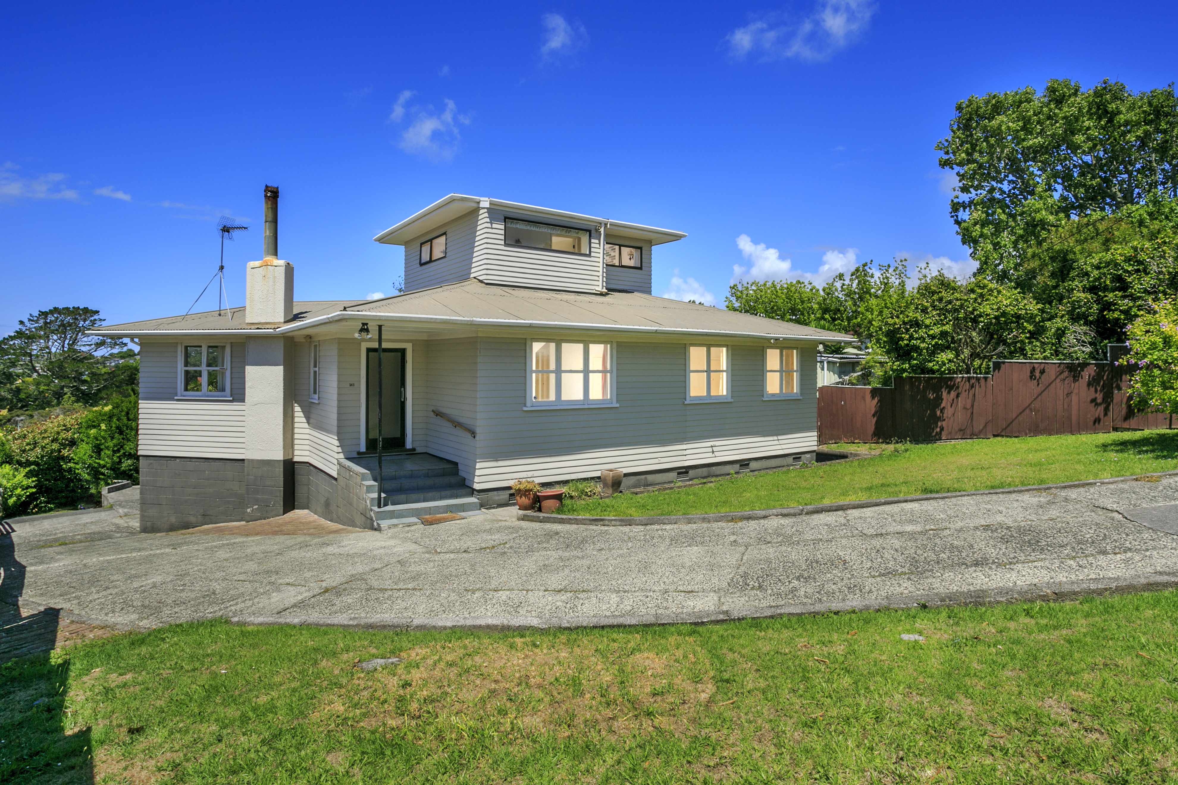 Sold 1/143 Rangatira Road, Beach Haven Feb 2018 | Barfoot & Thompson