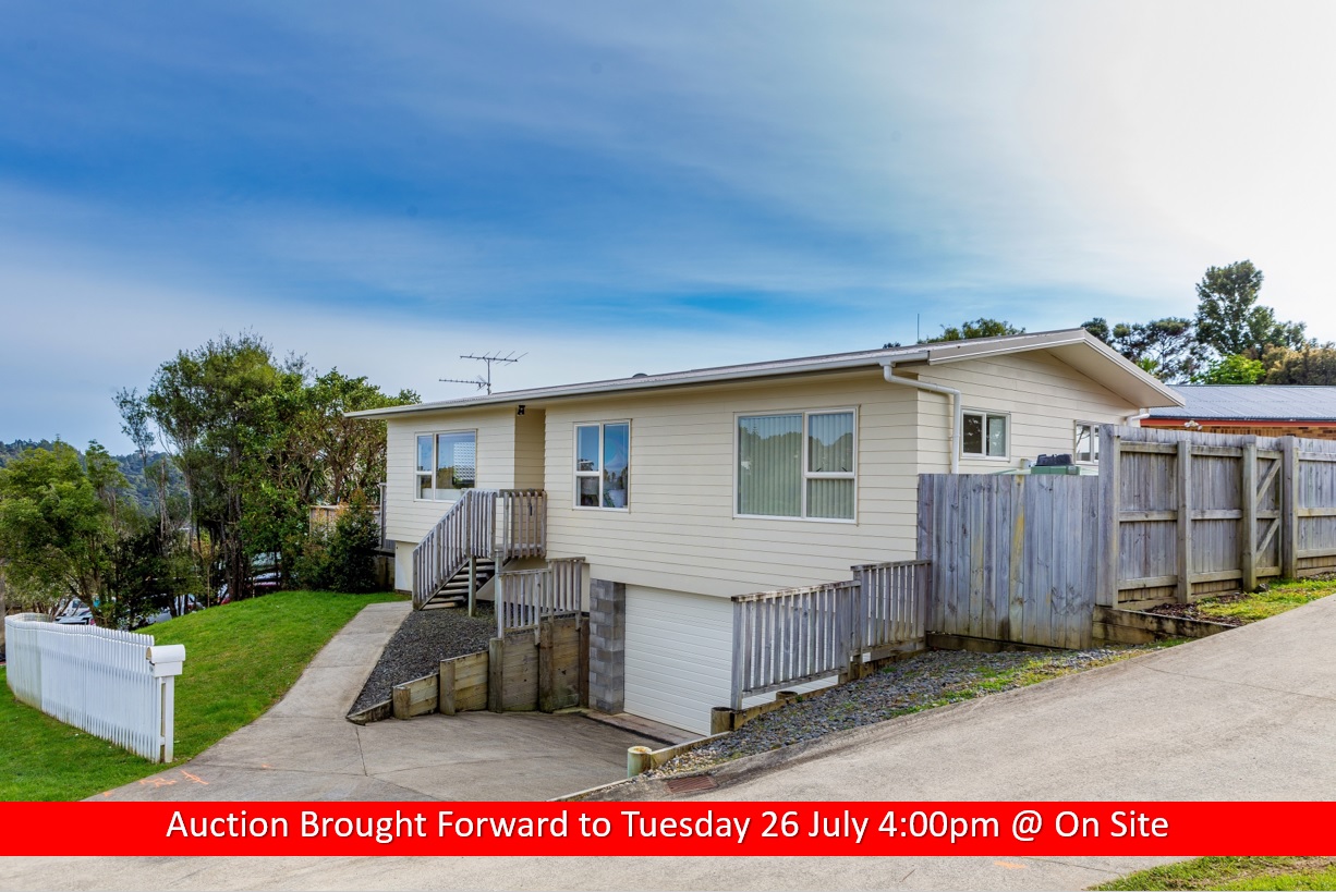 Sold 2/11 Anne McLean Drive, Glenfield Jul 2016 | Barfoot & Thompson