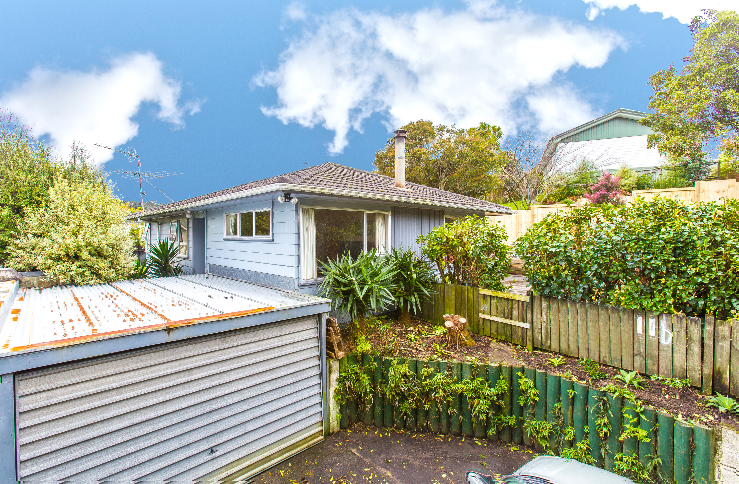 Sold 11B Contessa Drive, Glenfield Jul 2015 | Barfoot & Thompson