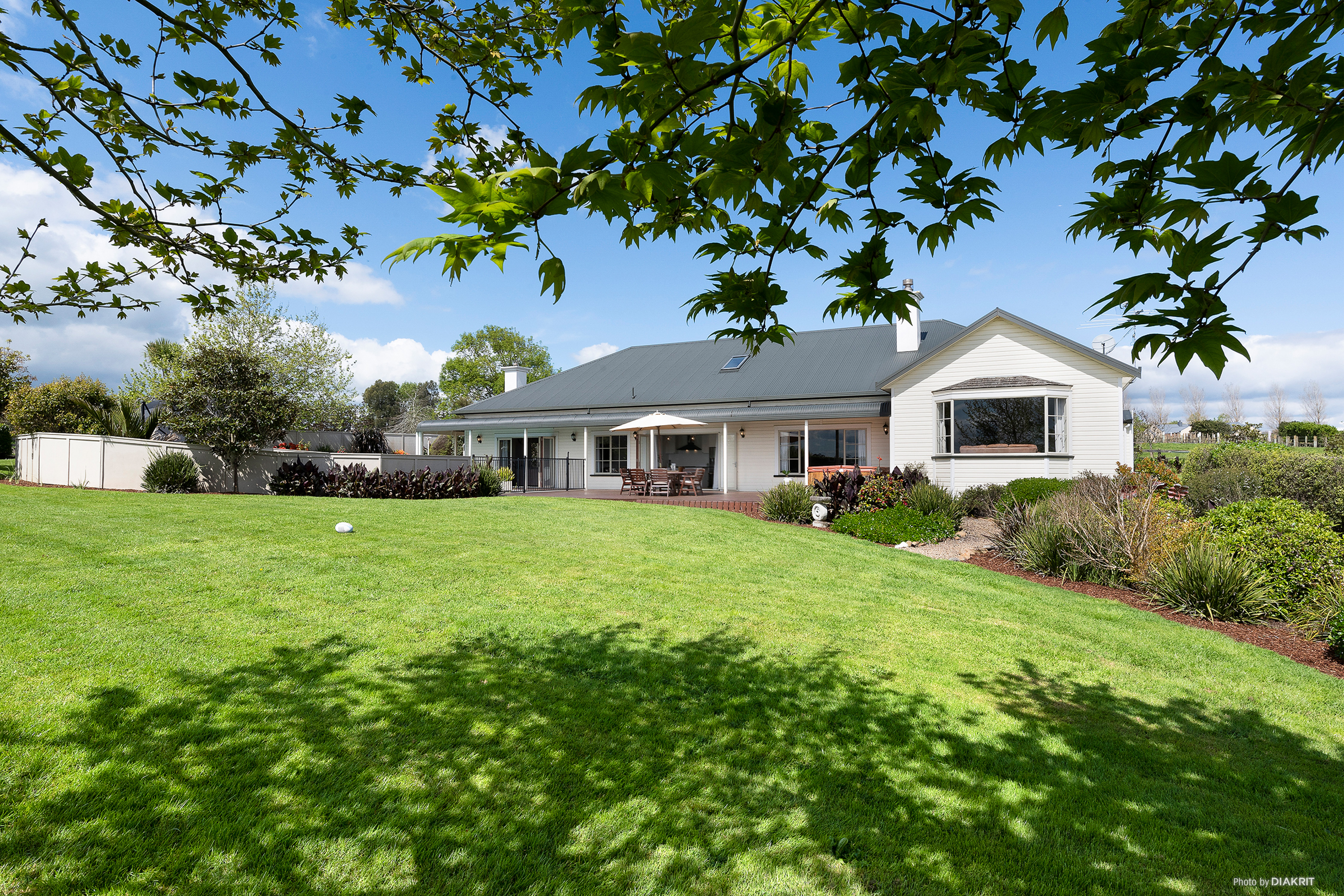 Sold 64A Ernest George Drive, Karaka Apr 2019 | Barfoot & Thompson