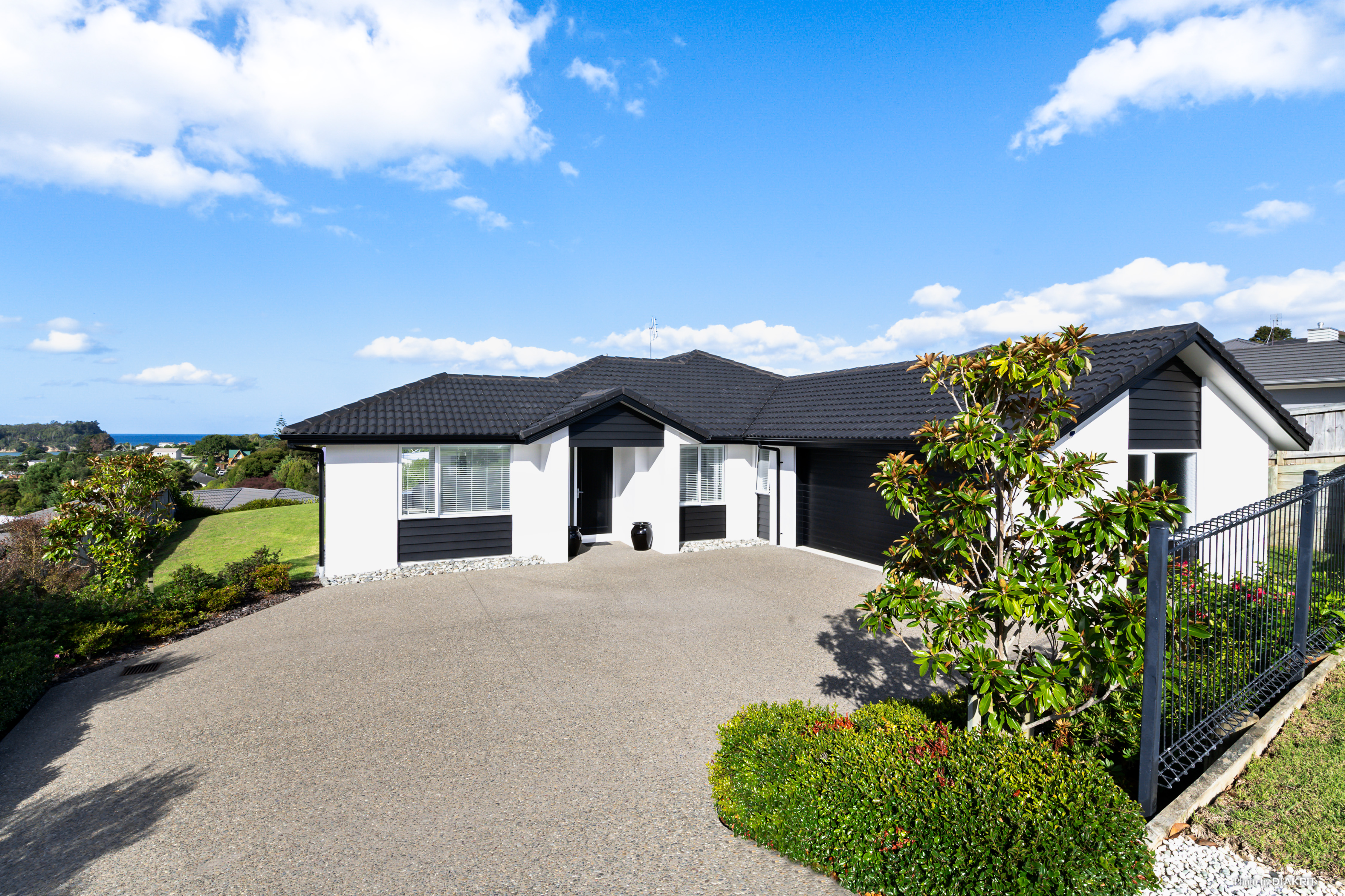 Ben Teagle, Branch Manager | Barfoot & Thompson