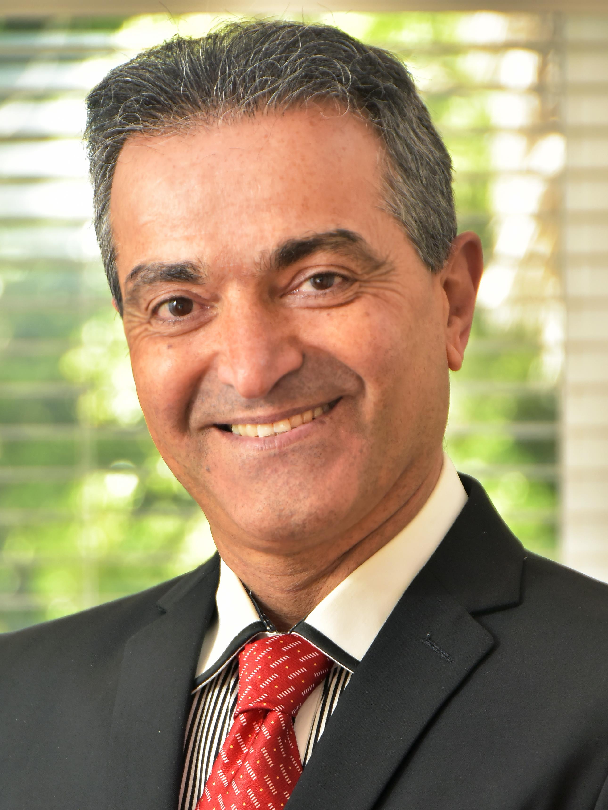 Hamid Farid, Associate Salesperson | Barfoot & Thompson