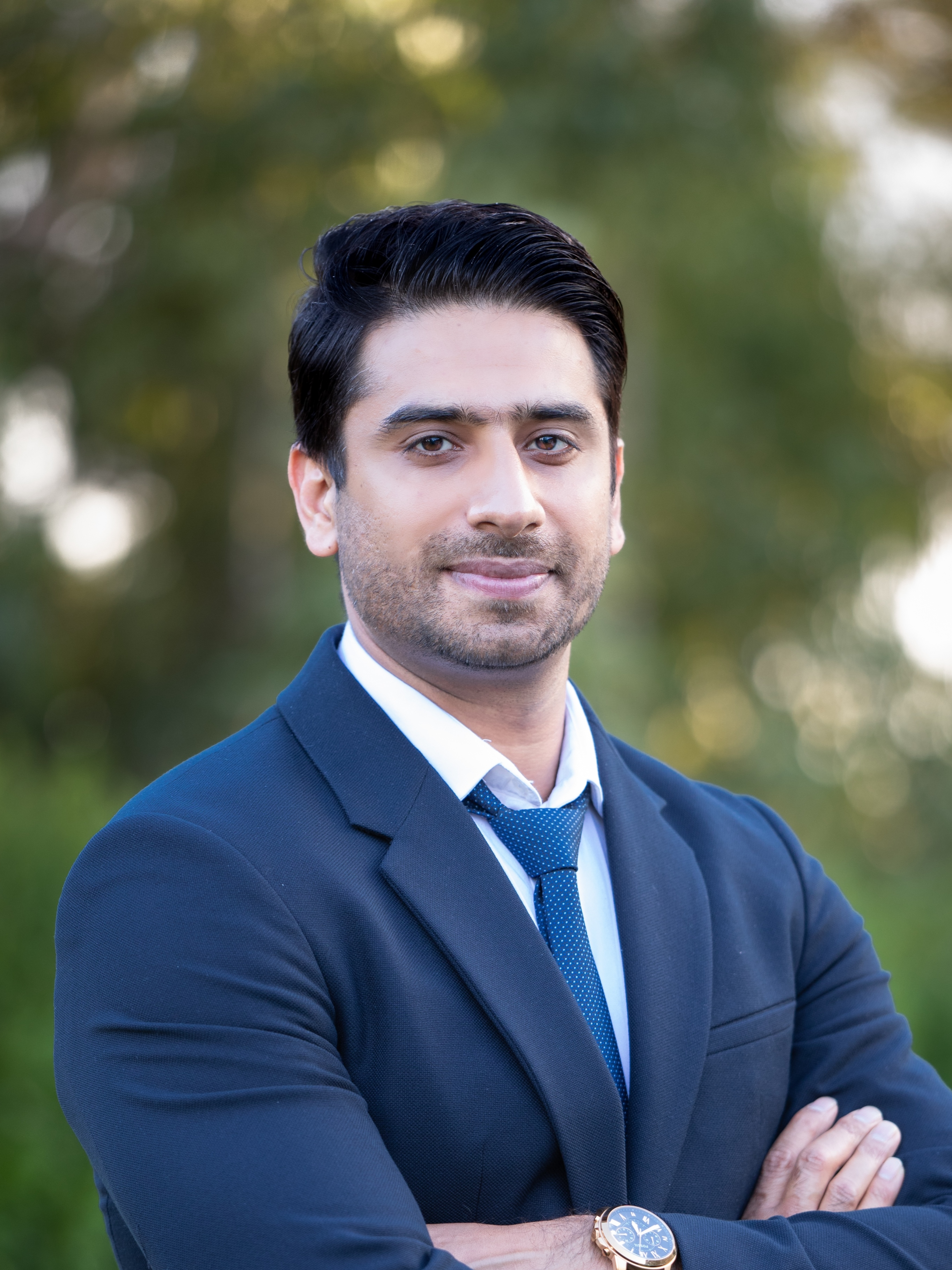 Manish Gulati, Residential Sales | Barfoot & Thompson