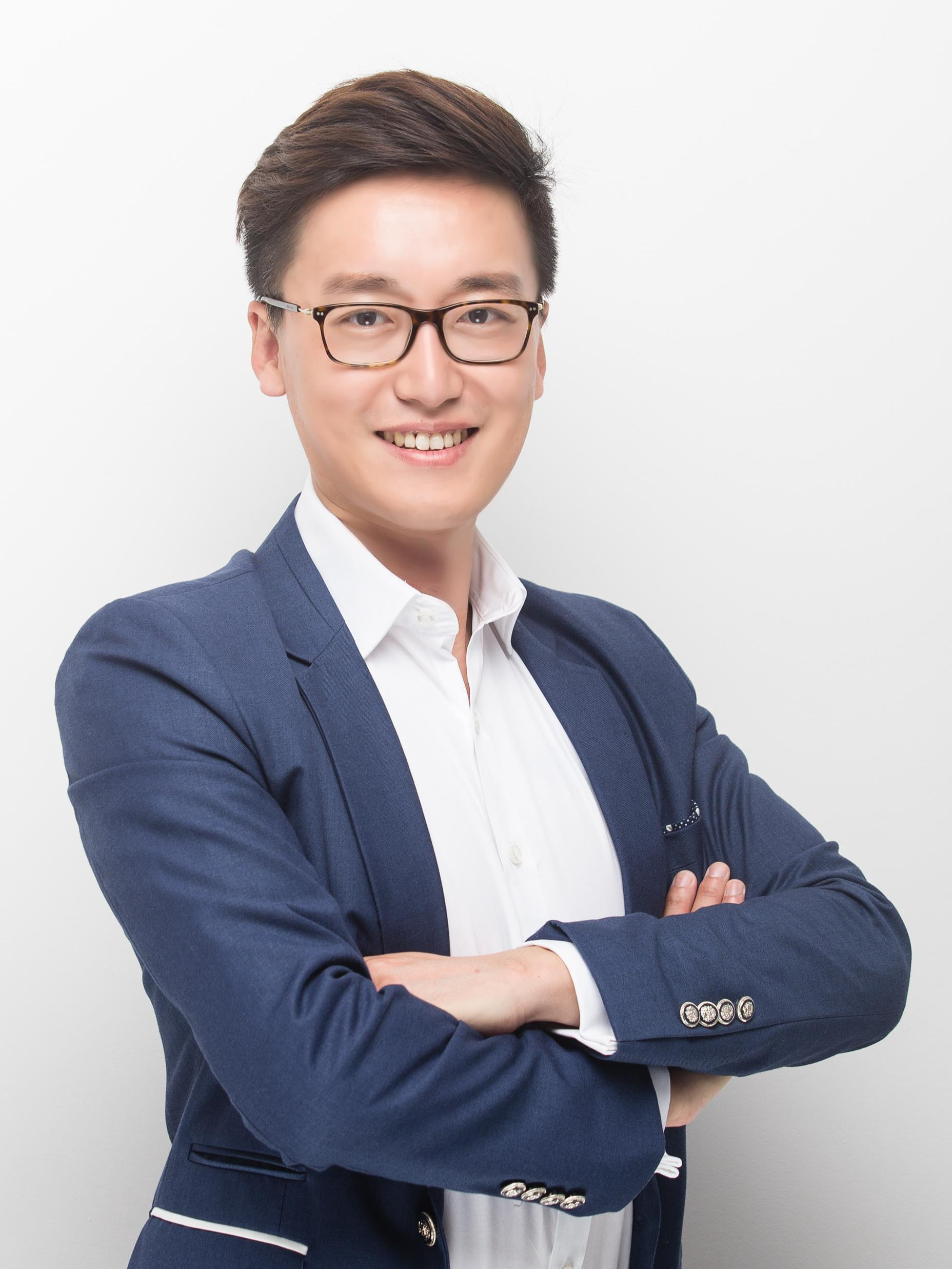 Allen Cheng, Associate Salesperson | Barfoot & Thompson