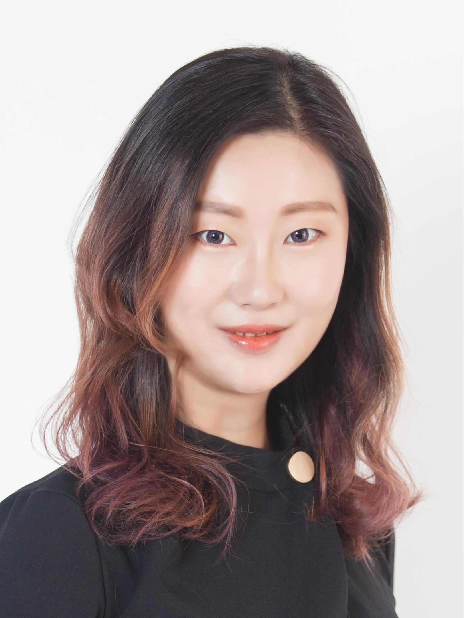 Sophie Zhao, Associate Salesperson | Barfoot & Thompson