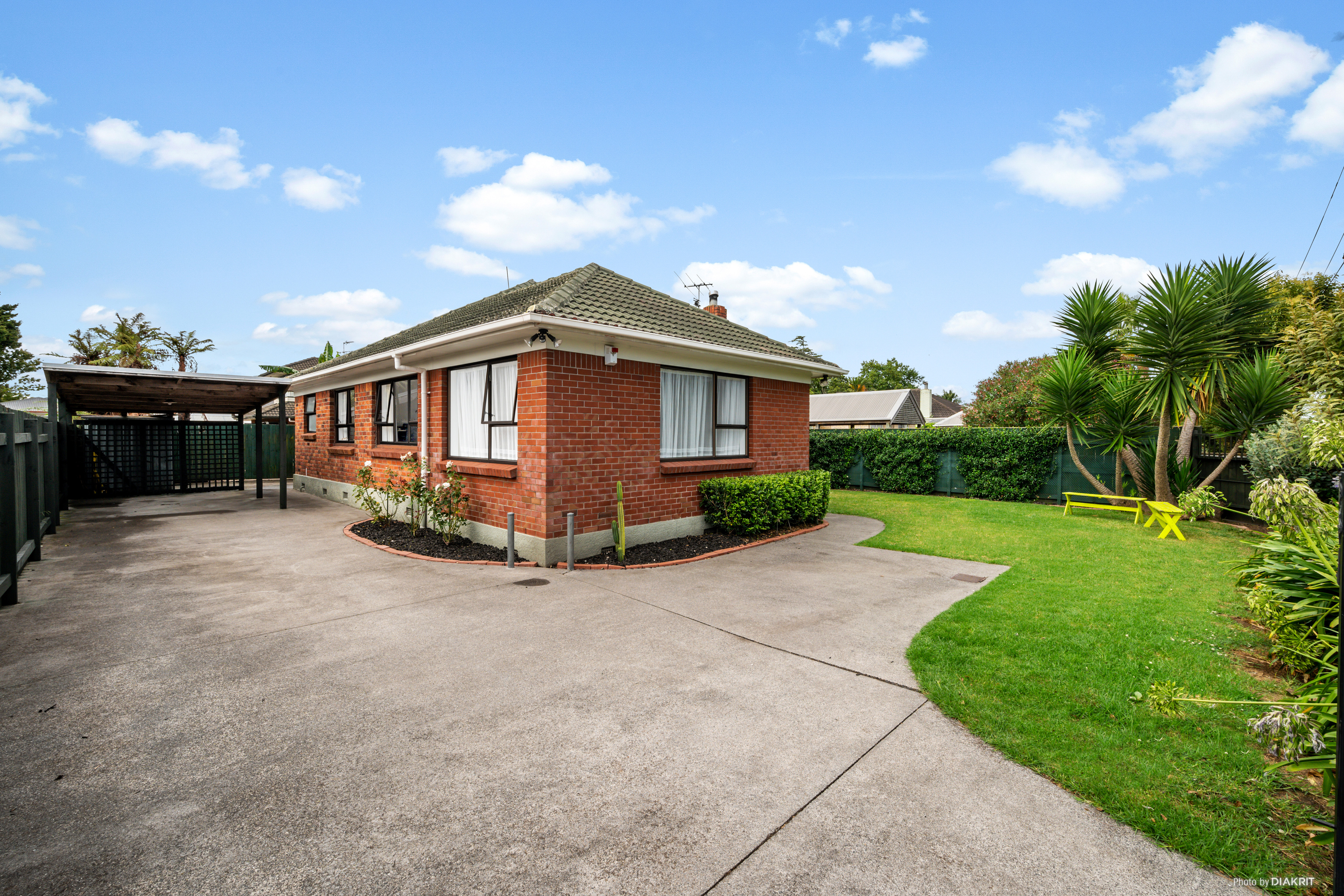 Sold 35 Clevedon Road, Papakura Mar 2022 | Barfoot & Thompson