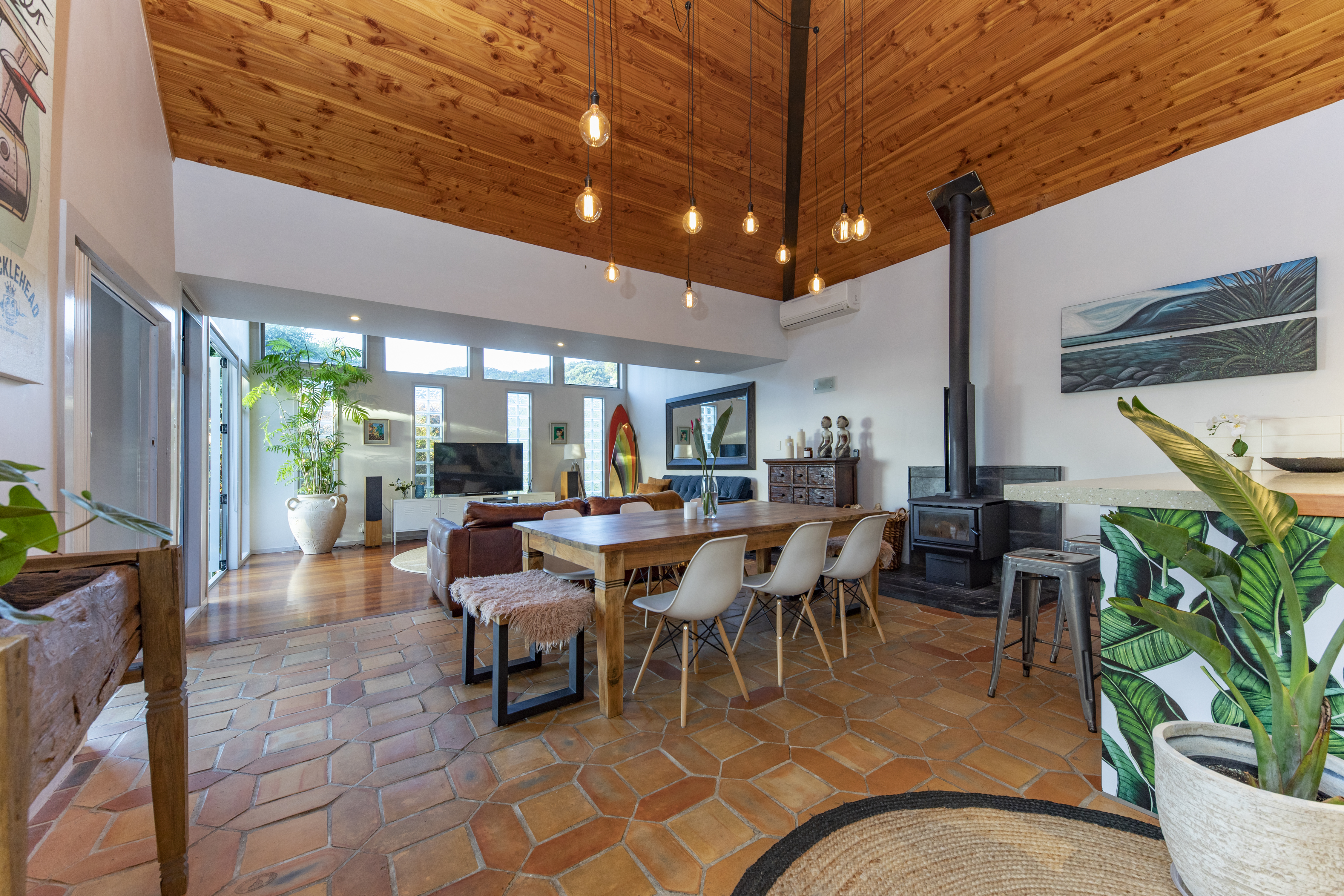 Ariana Milo, Residential Sales | Barfoot & Thompson