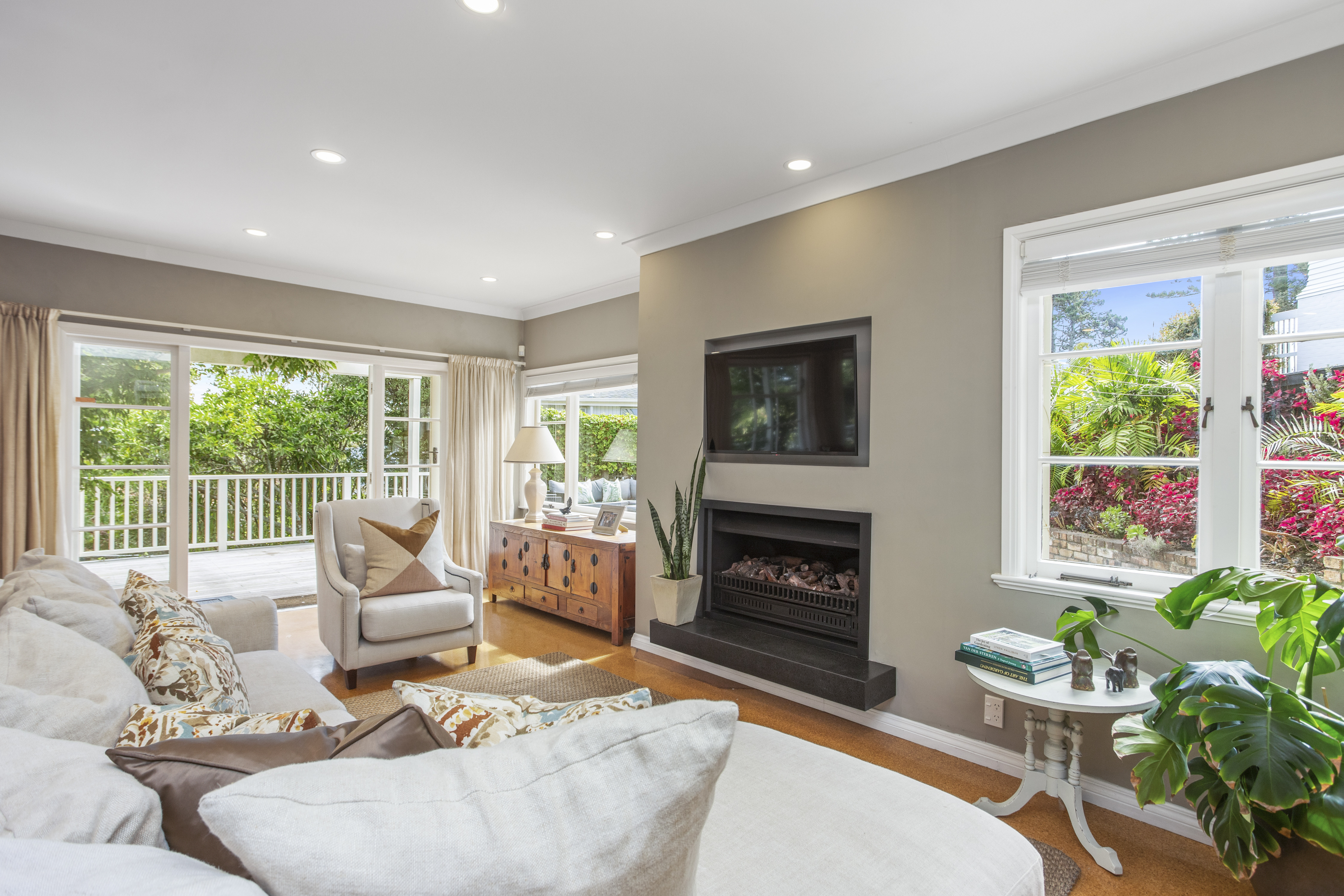 Verena Ryan, Residential Sales | Barfoot & Thompson