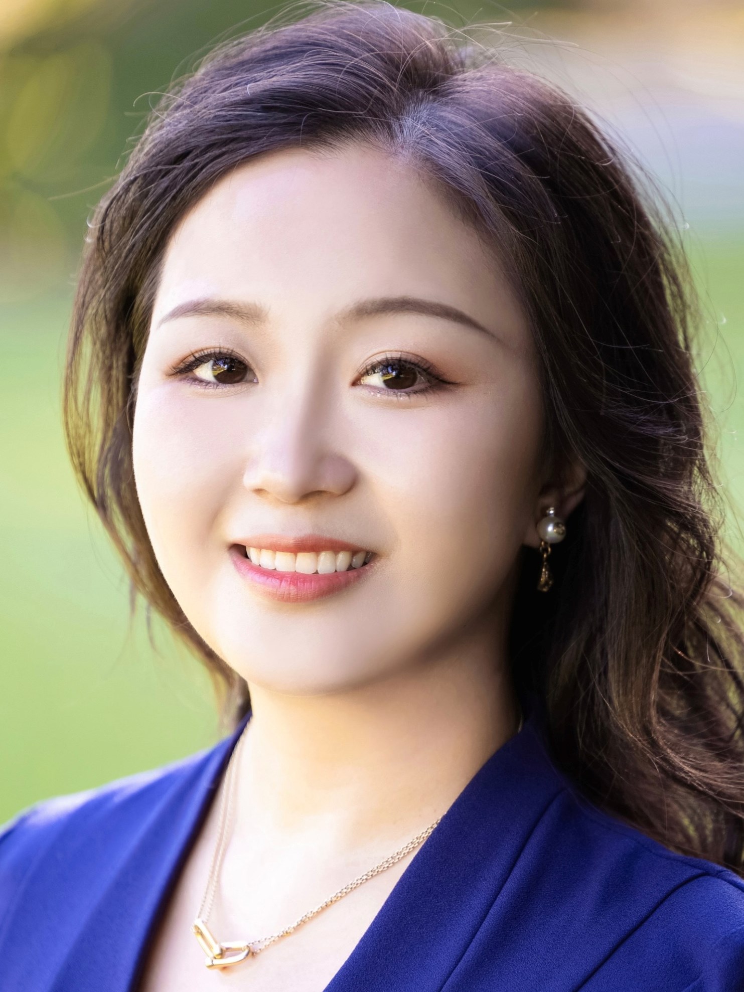 Sarah Zhao, Residential Sales | Barfoot & Thompson