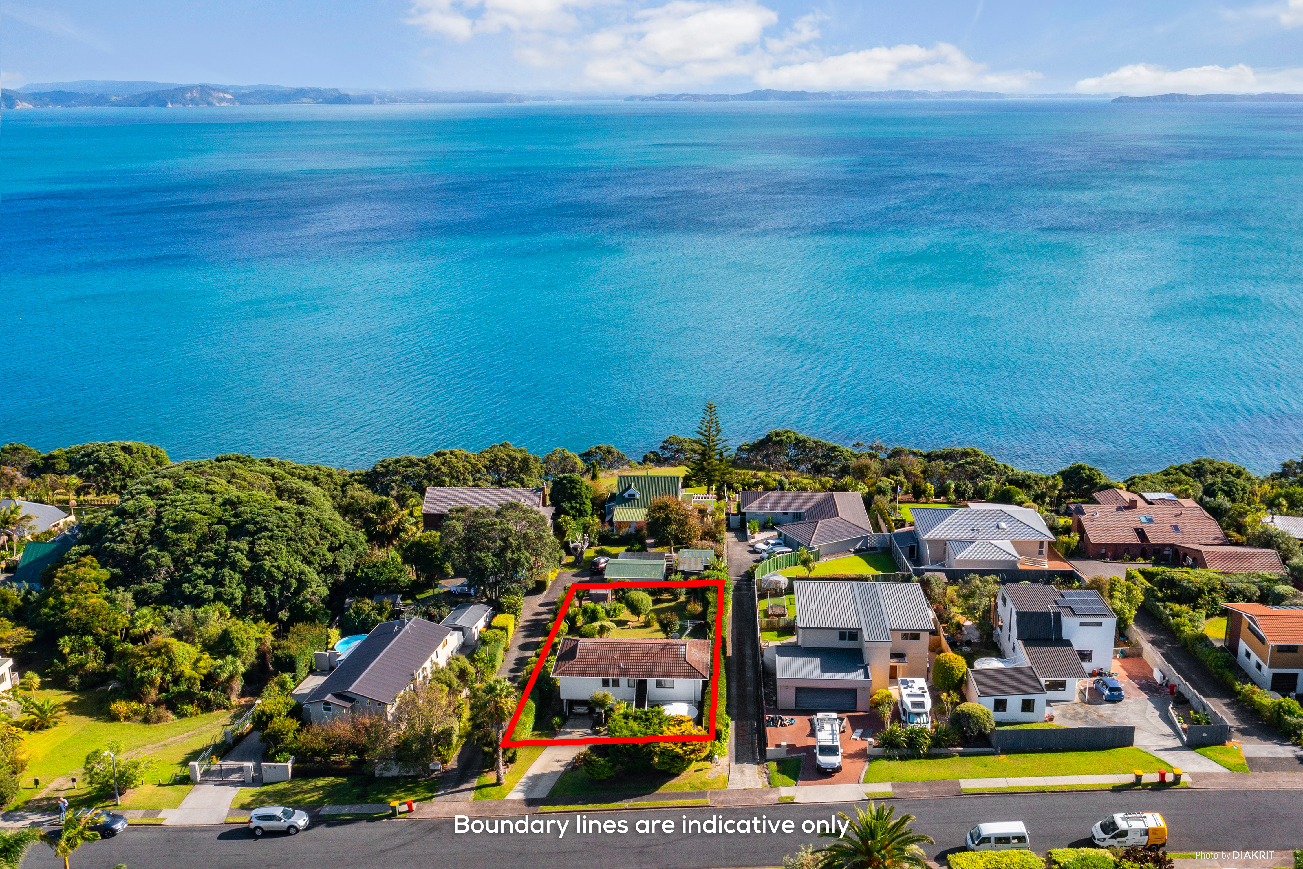 Sold 50 Pacific Parade, Army Bay May 2022 | Barfoot & Thompson