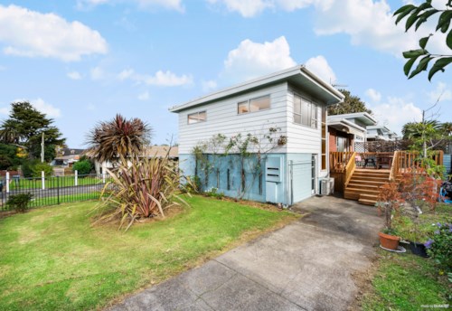 Sold 1 43 Wallace Road Papatoetoe Jul 2022 Barfoot Thompson Sold 1 43 Wallace Road Papatoetoe Jul 2022 Barfoot Thompson