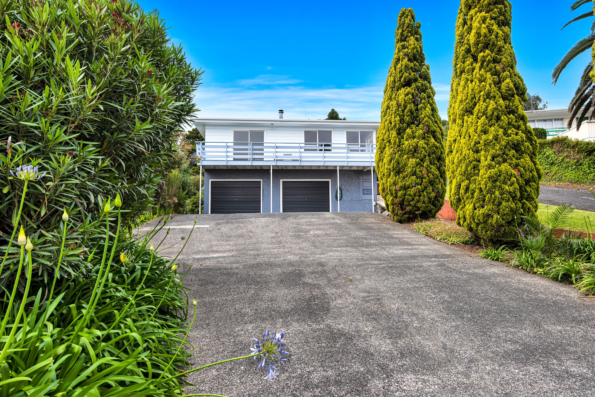 Sold 11 Tanekaha Drive, Parahaki Feb 2023 | Barfoot & Thompson