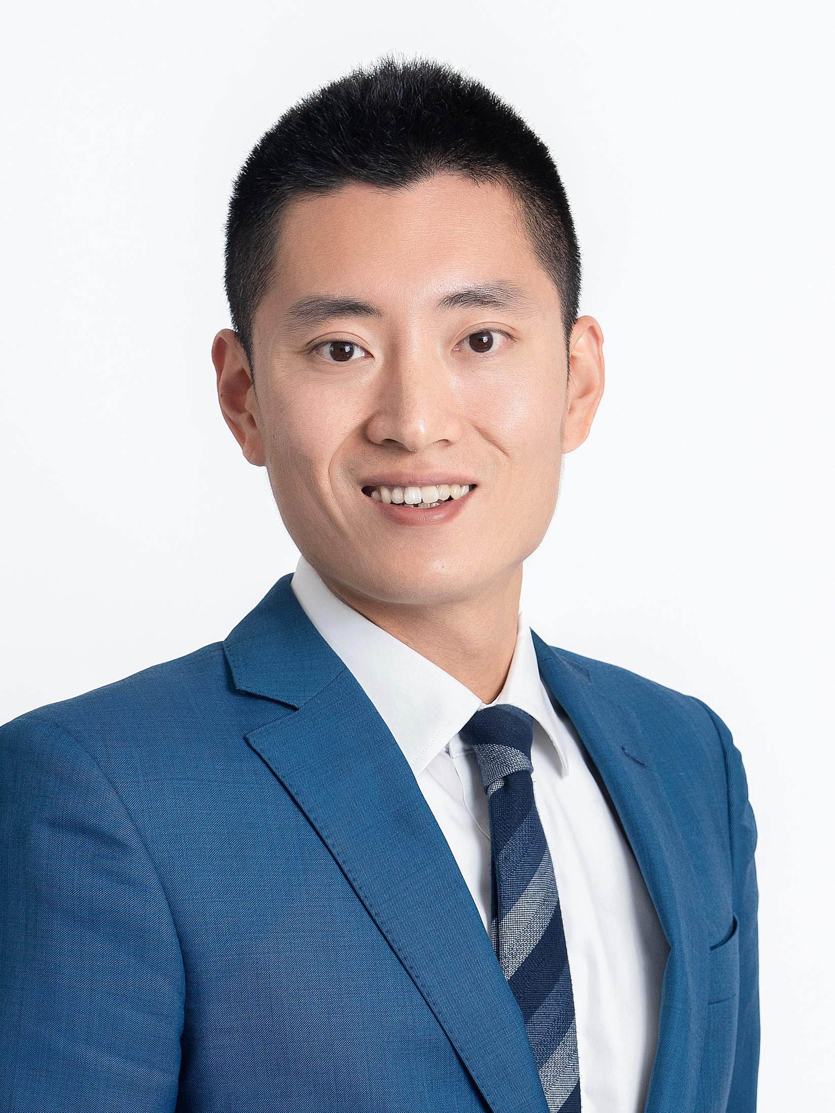 Justin Zhong, Residential Sales | Barfoot & Thompson