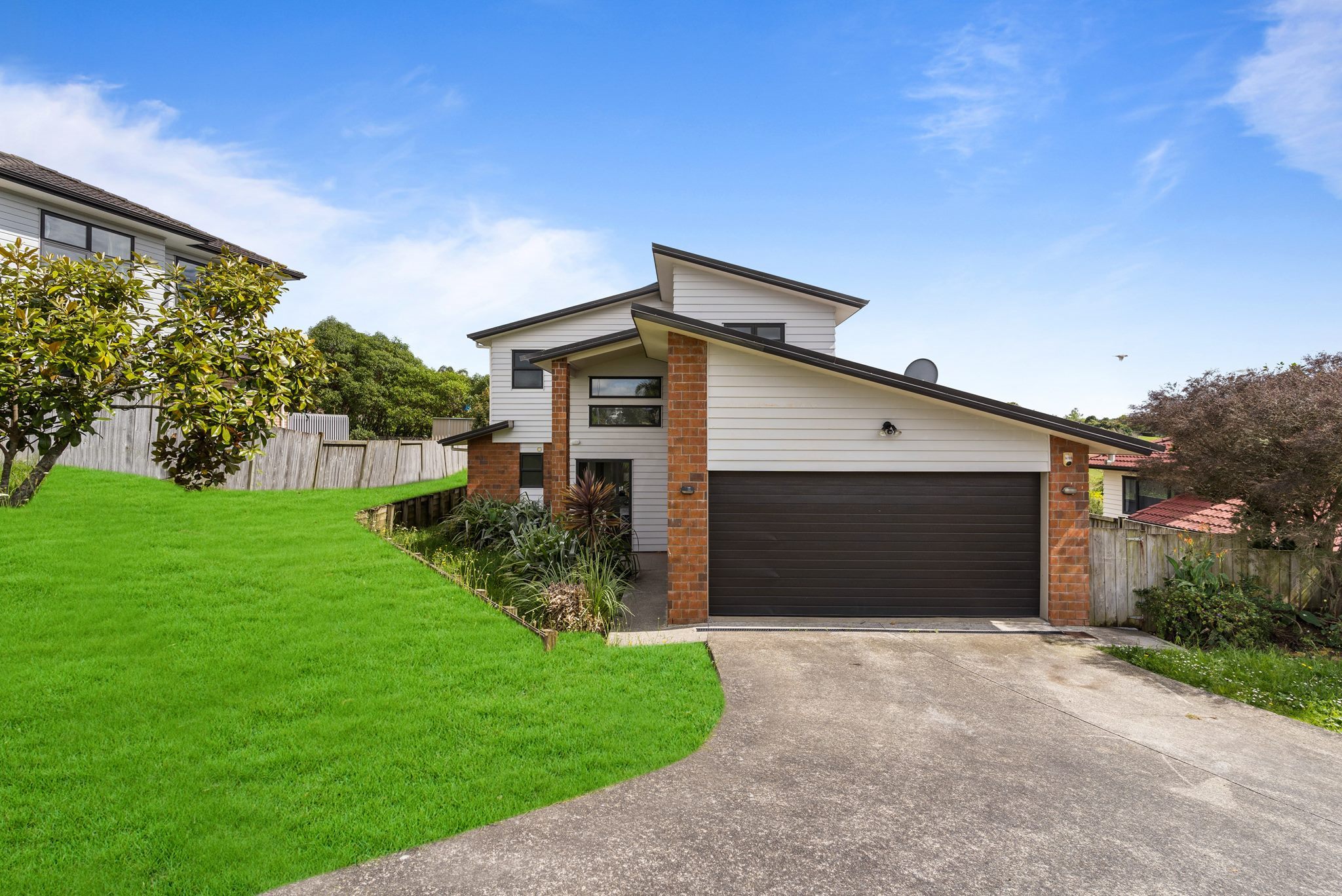 Sold 127 Keri Vista Rise, Papakura Feb 2023 | Barfoot & Thompson