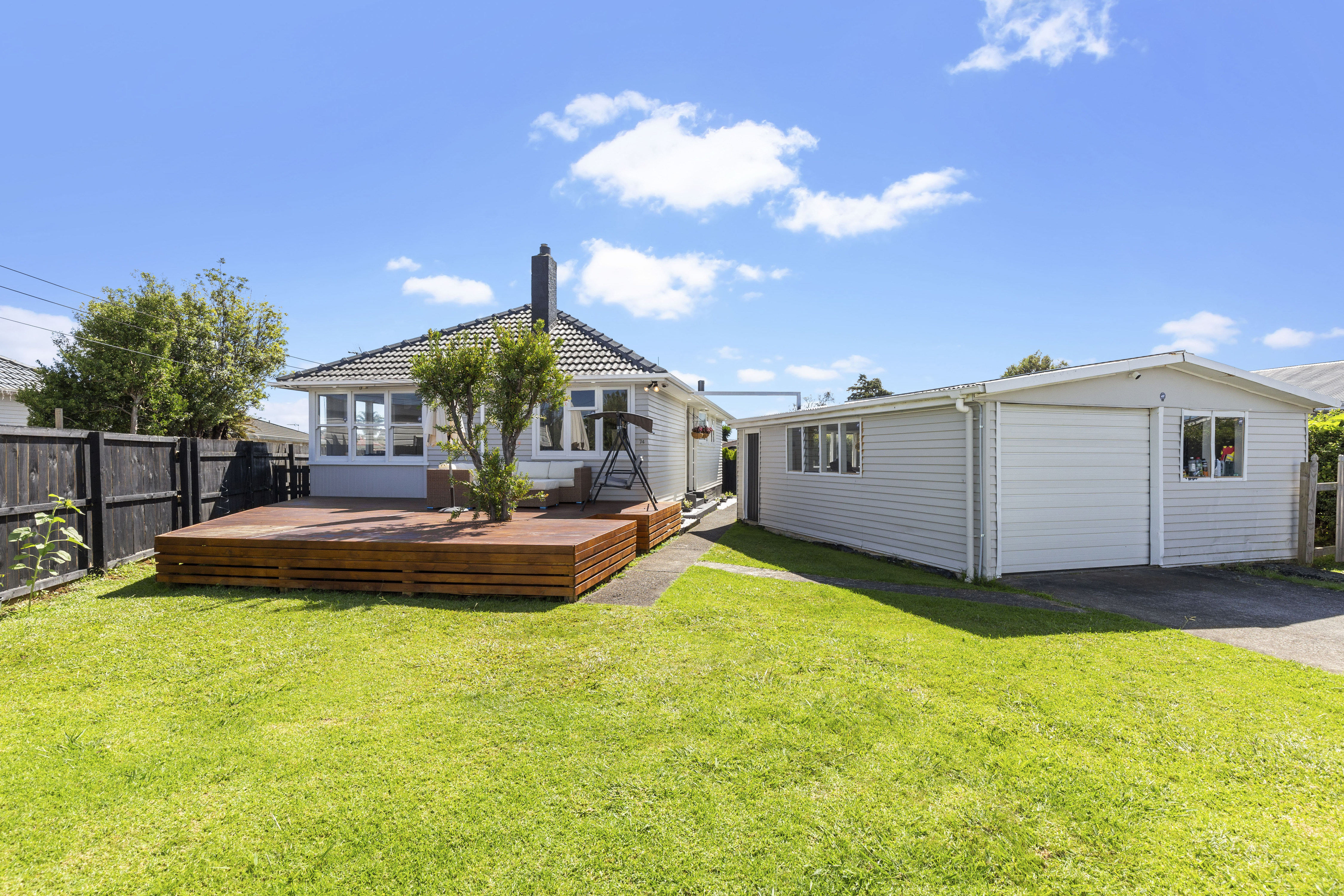 Sold 74 Tui Road, Papatoetoe May 2023 | Barfoot & Thompson