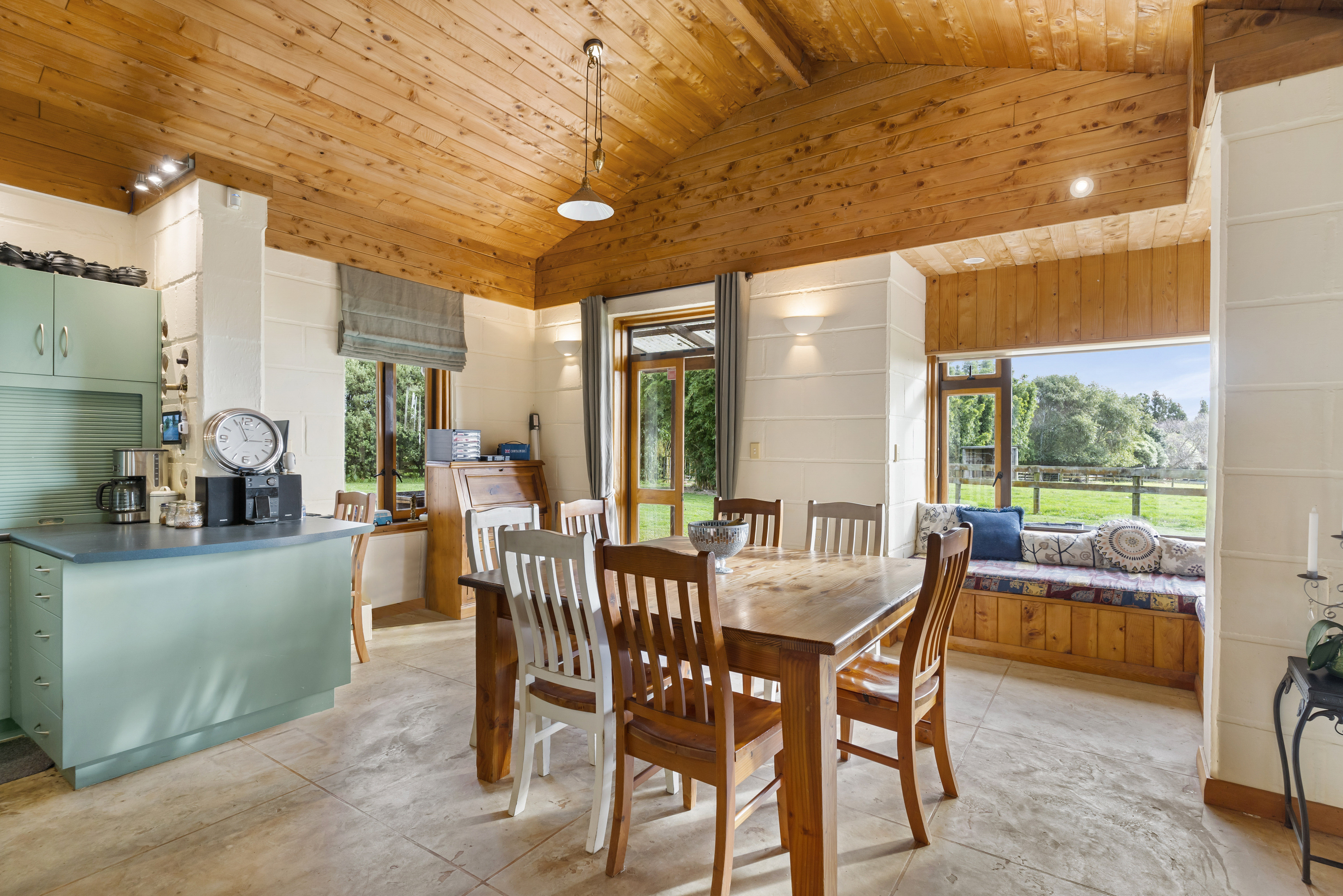 Trudy Boyce, Lifestyle/Rural Sales | Barfoot & Thompson