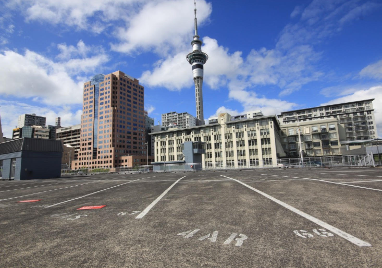 Ruby Duan, Commercial Sales | Barfoot & Thompson