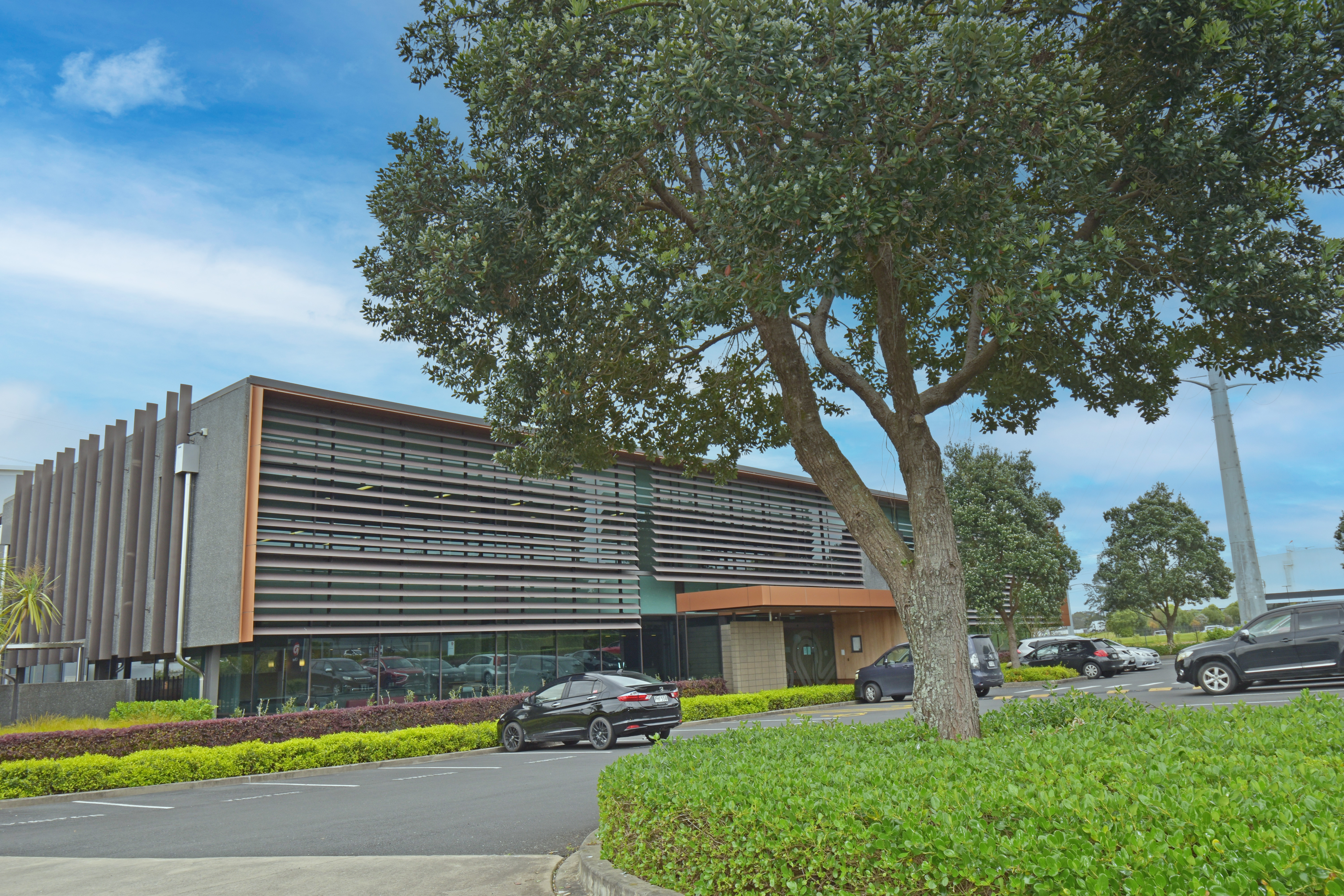 18 Pukekiwiriki Place, East Tamaki - Offices for Lease | Barfoot ...