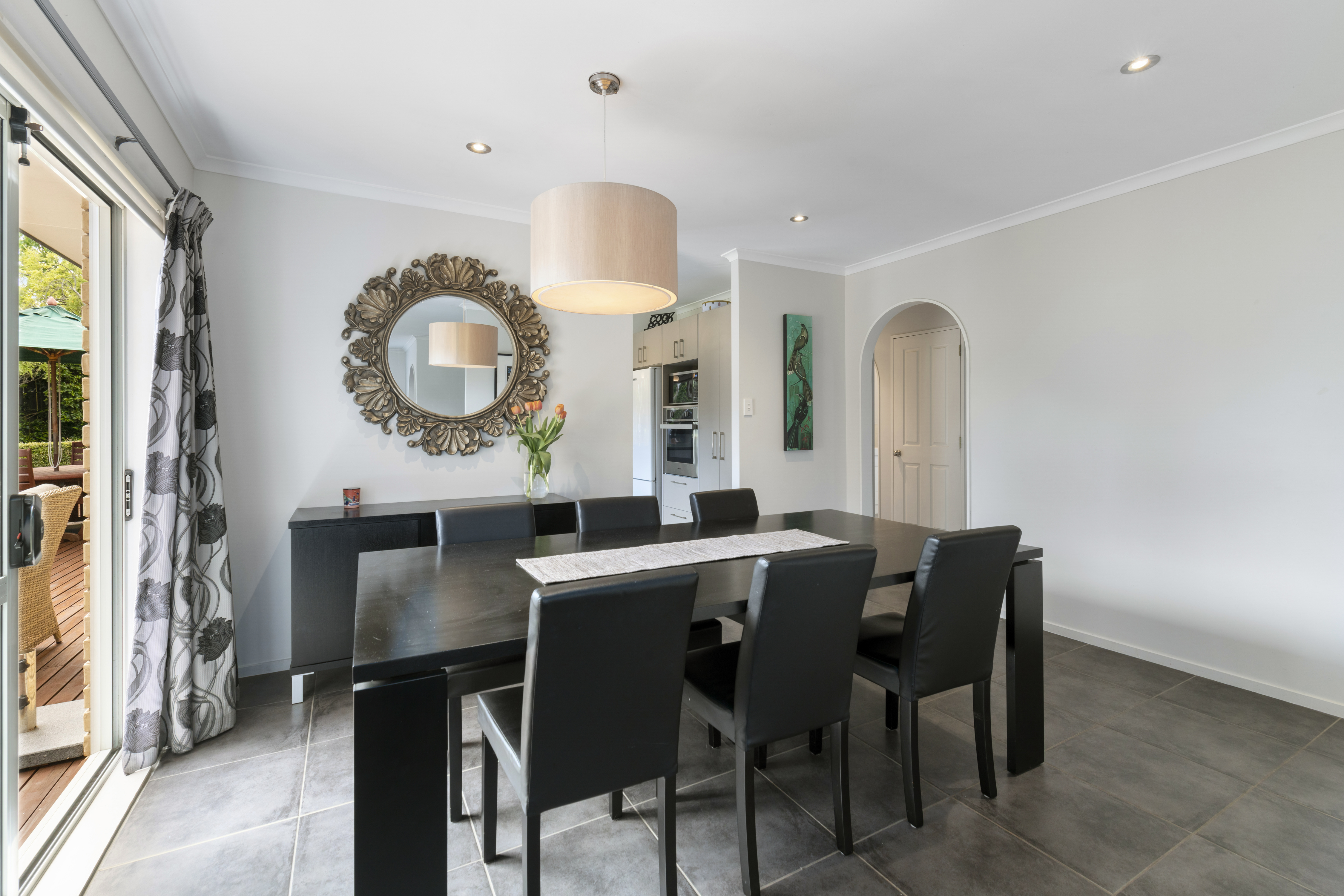 Michelle Xia, Residential Sales | Barfoot & Thompson