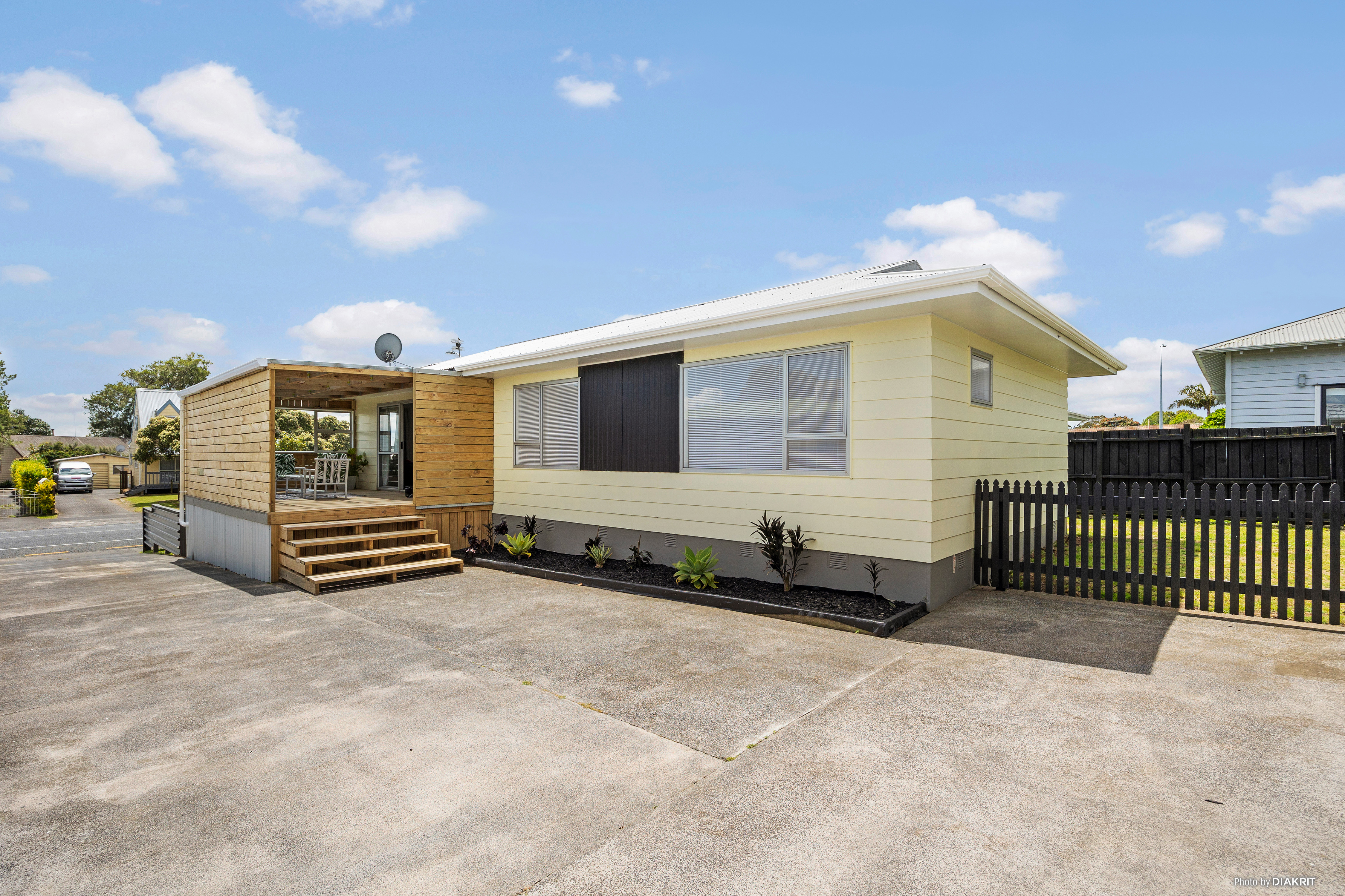 Sold 40 Burundi Avenue, Clendon Park Dec 2023 | Barfoot & Thompson