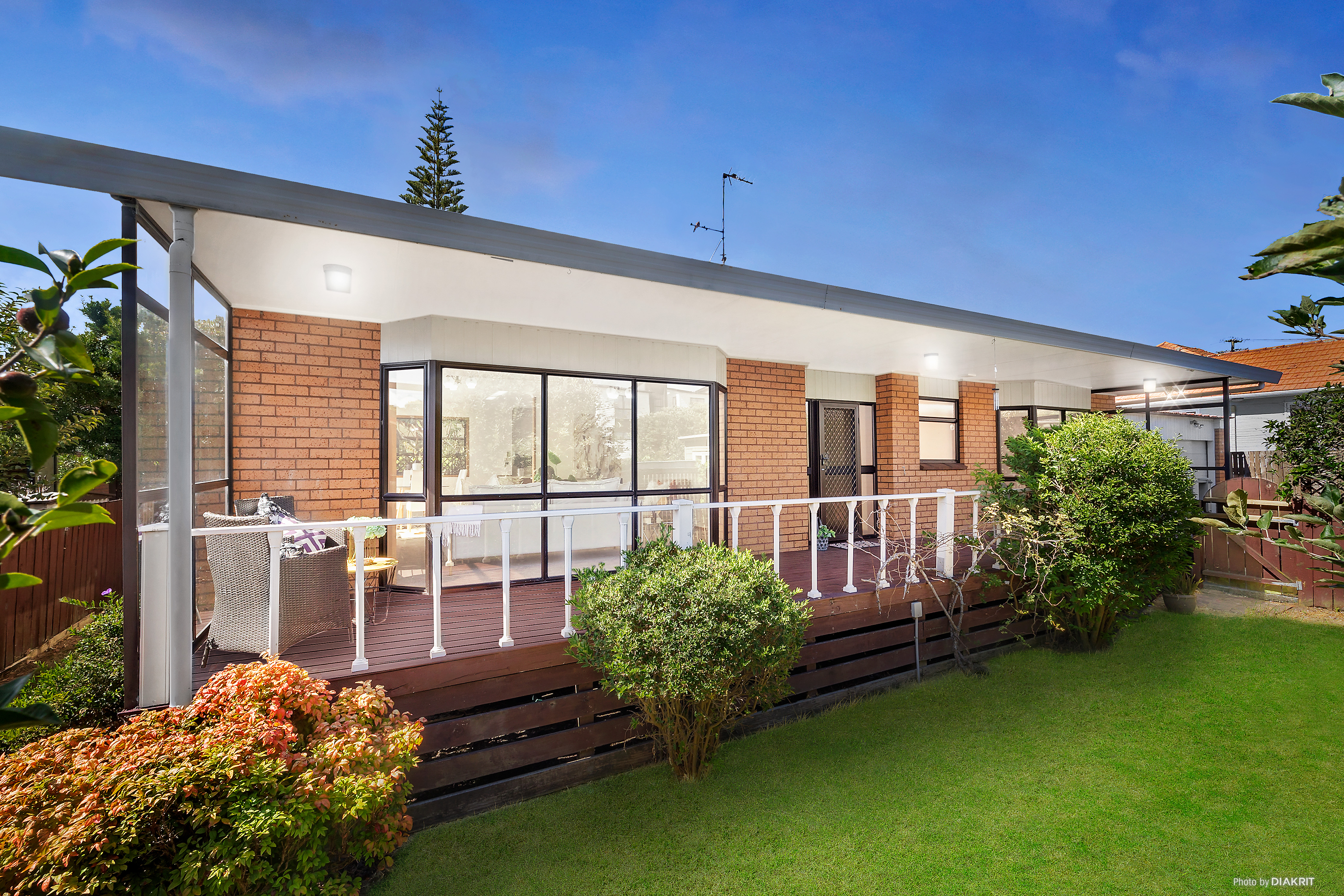 Sold 2/11 Kiwi Road, Pt Chevalier Apr 2024 | Barfoot & Thompson