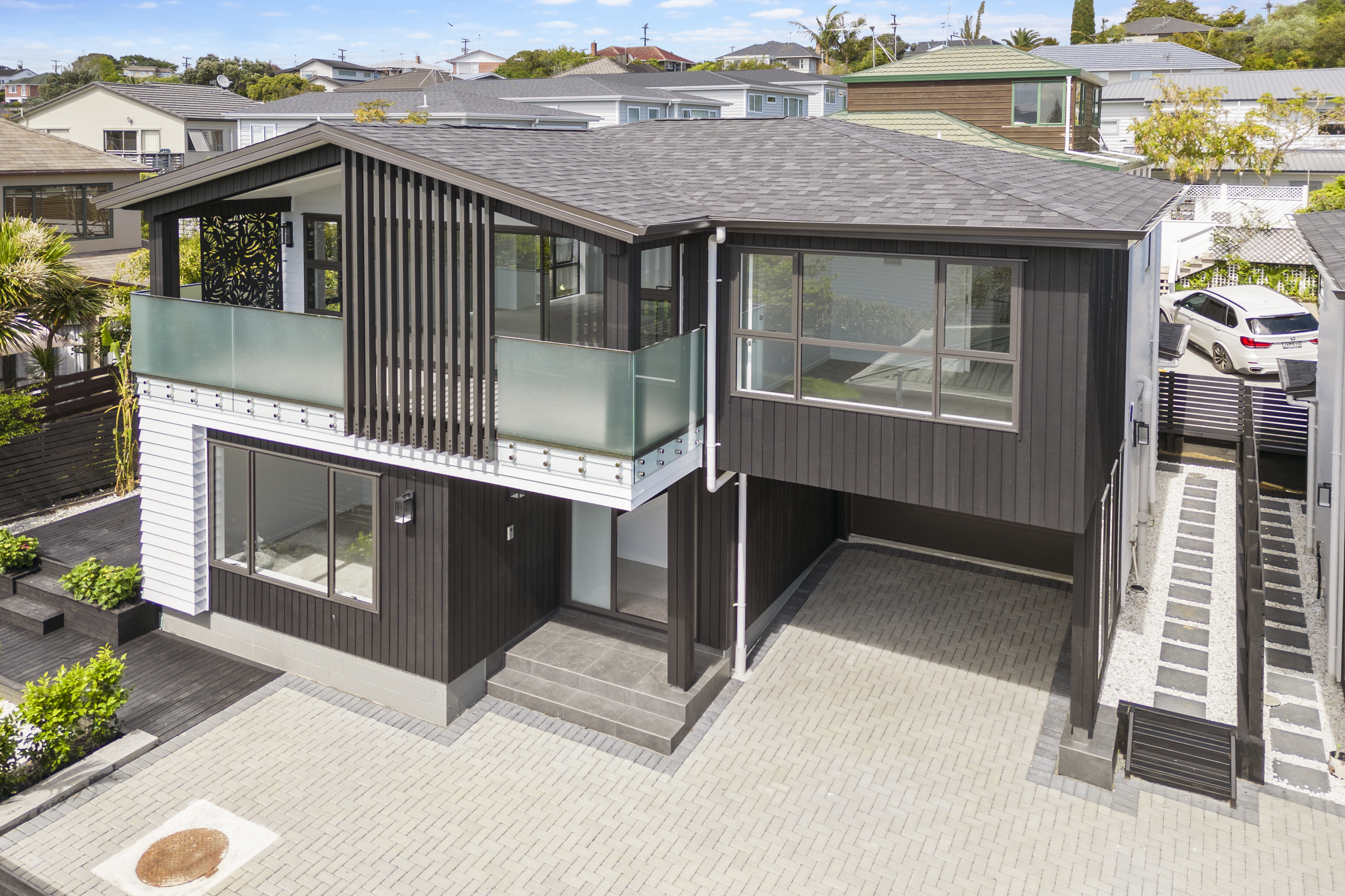 Sold 12C Tiber Road, Forrest Hill Sep 2024 | Barfoot & Thompson