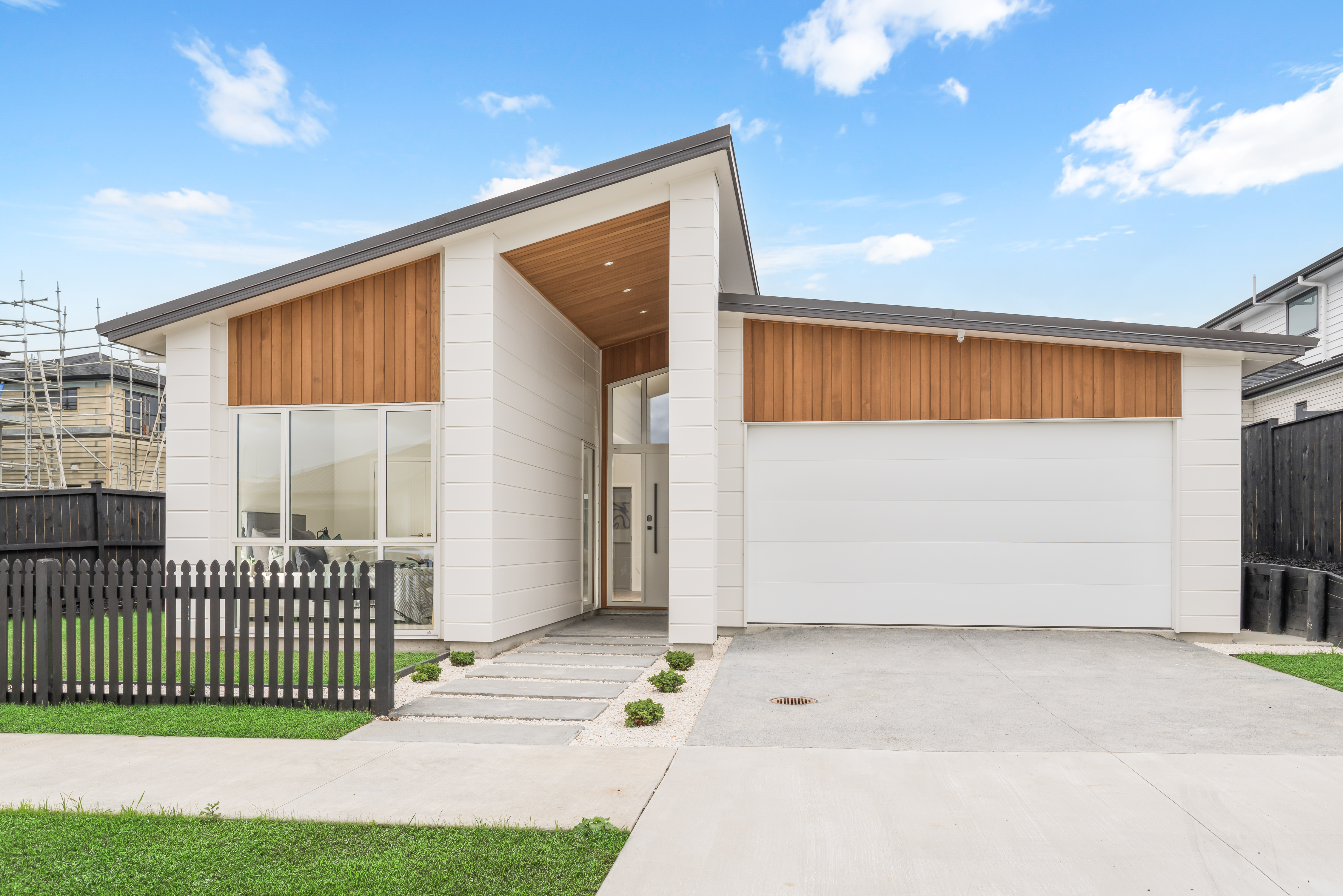 Sold 11 Spars Road, Milldale May 2024 | Barfoot & Thompson