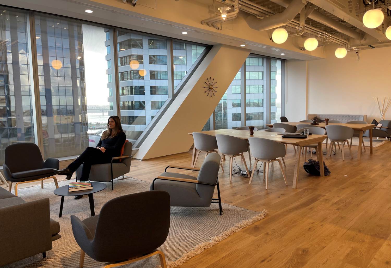 19 Customs Street West, City Centre - Offices for Lease | Barfoot ...