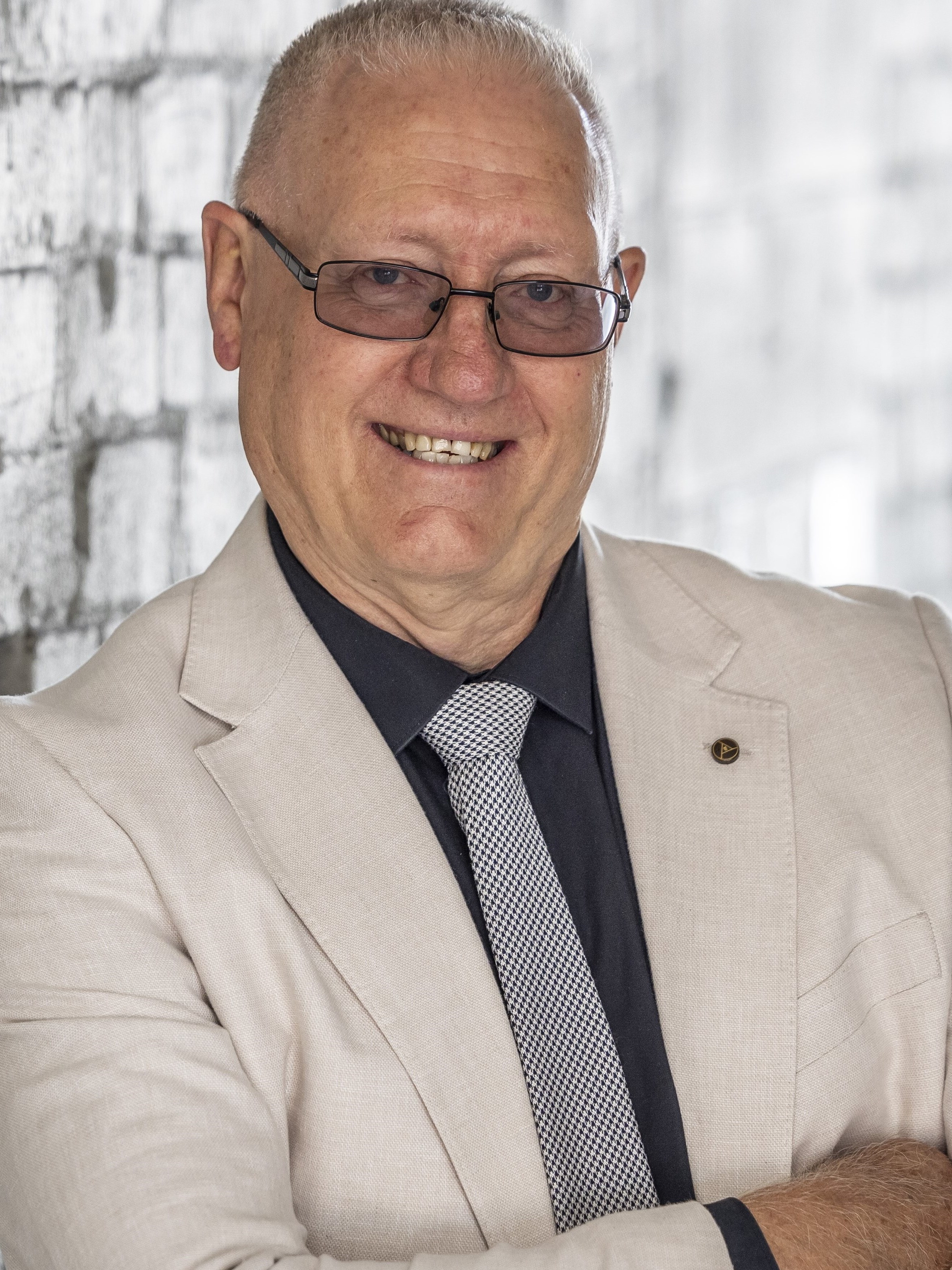 Ron Sadler, Residential Sales | Barfoot & Thompson