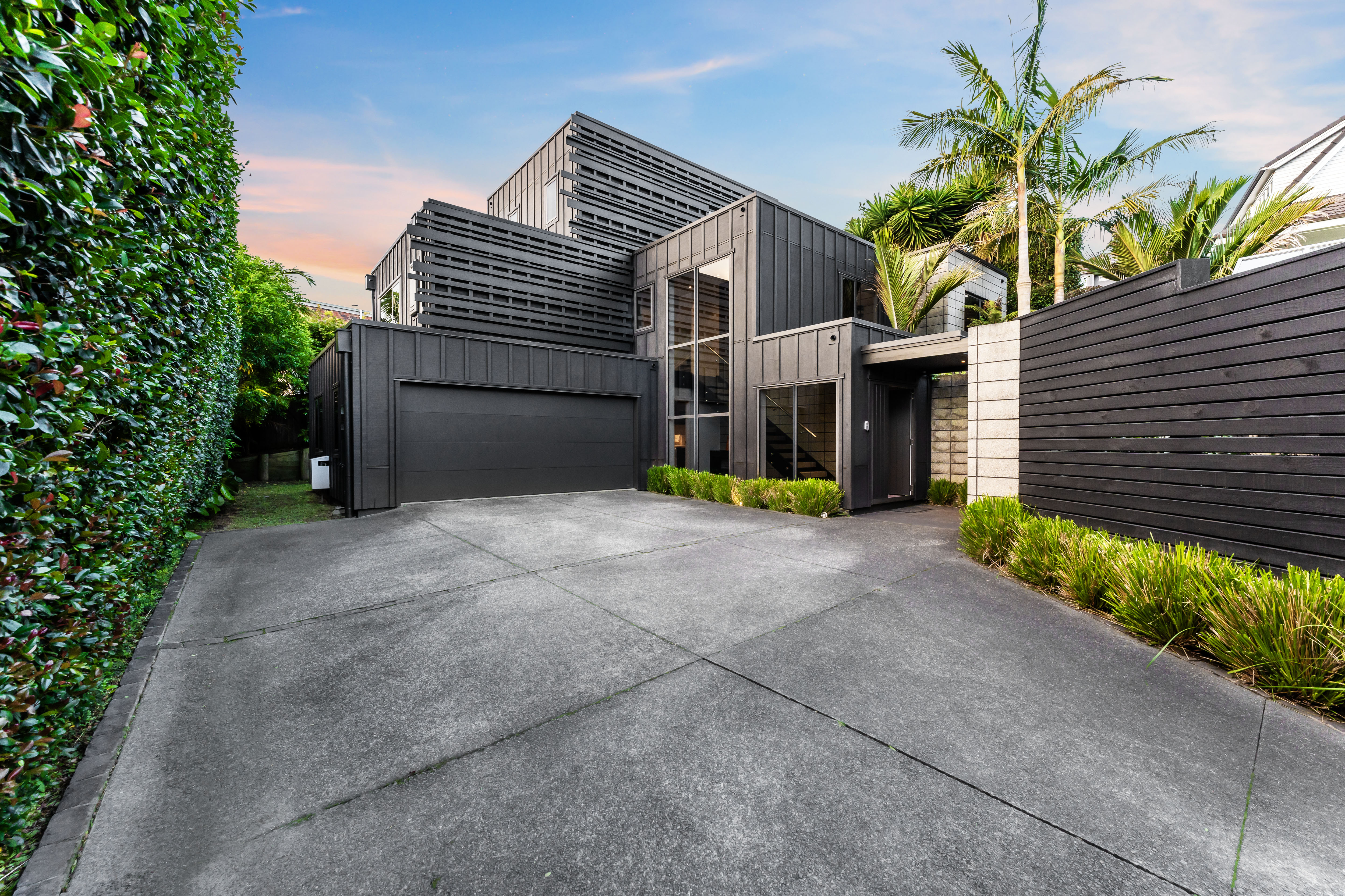 Jonathan Viljoen, Residential Sales | Barfoot & Thompson