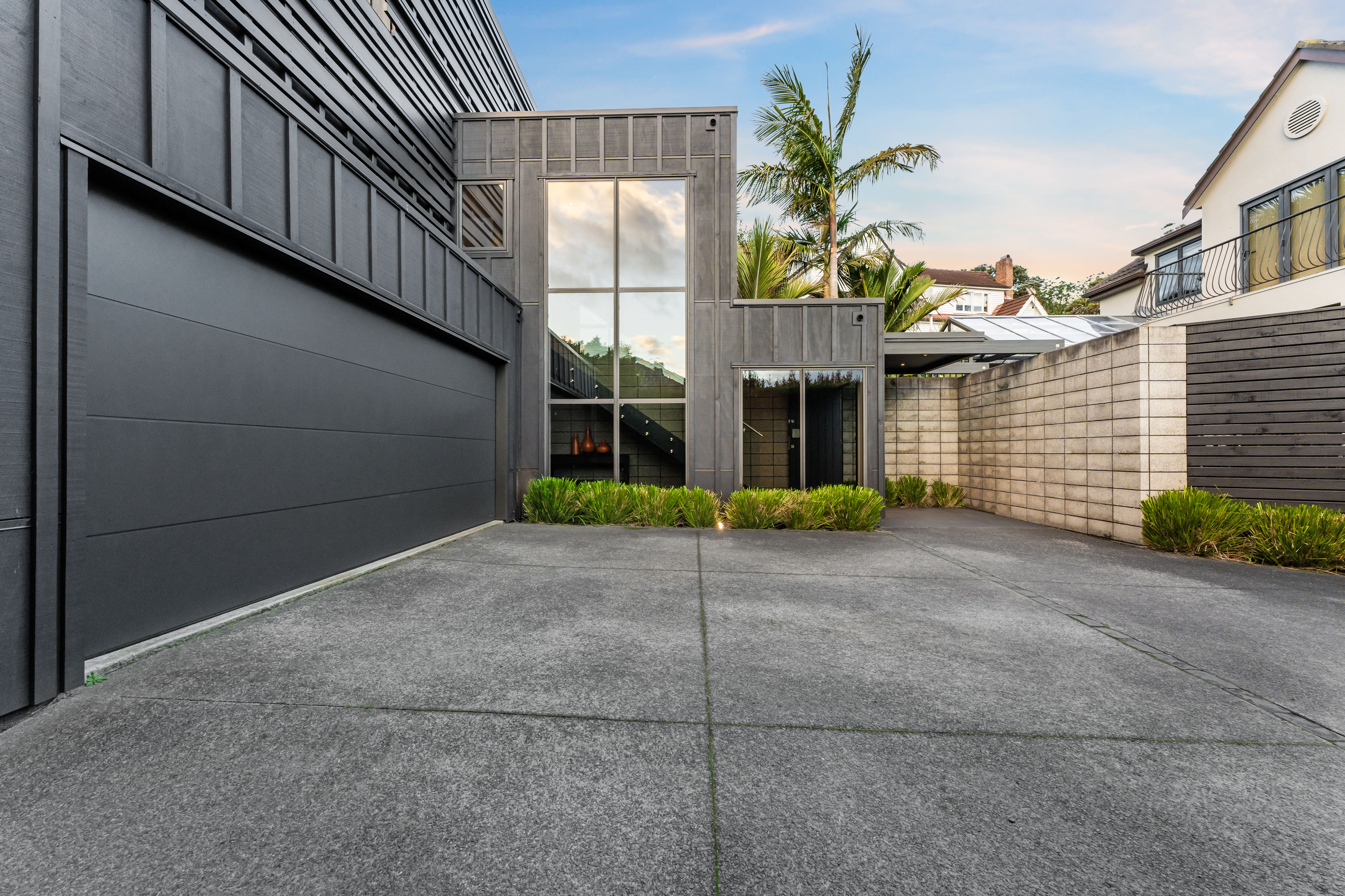 Jonathan Viljoen, Residential Sales | Barfoot & Thompson