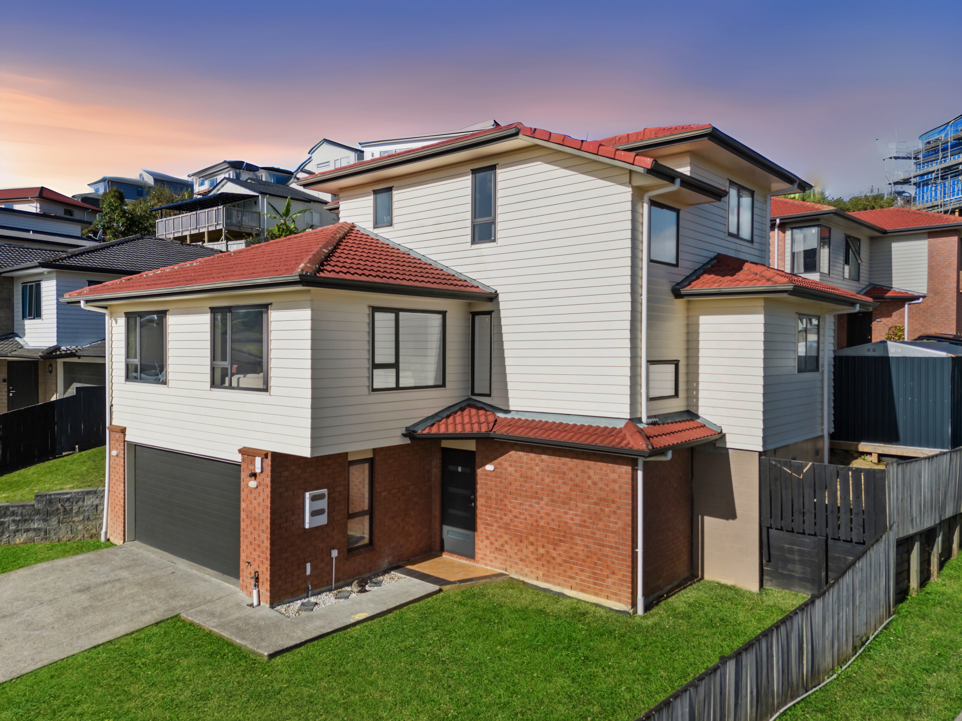 Sold 156 Keri Vista Rise, Papakura Jun 2024 | Barfoot & Thompson