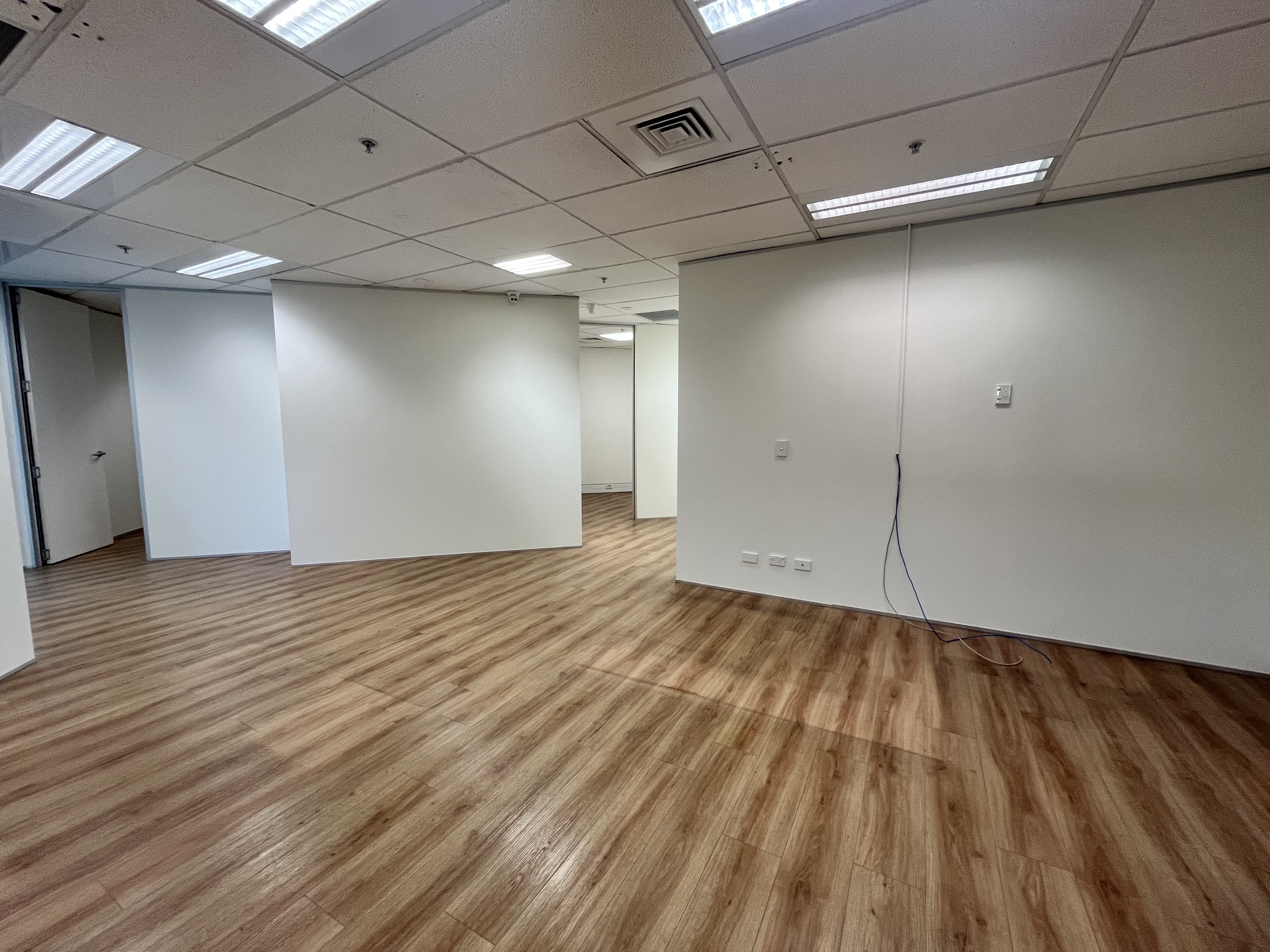 136 Customs Street West, City Centre - Offices for Lease | Barfoot ...