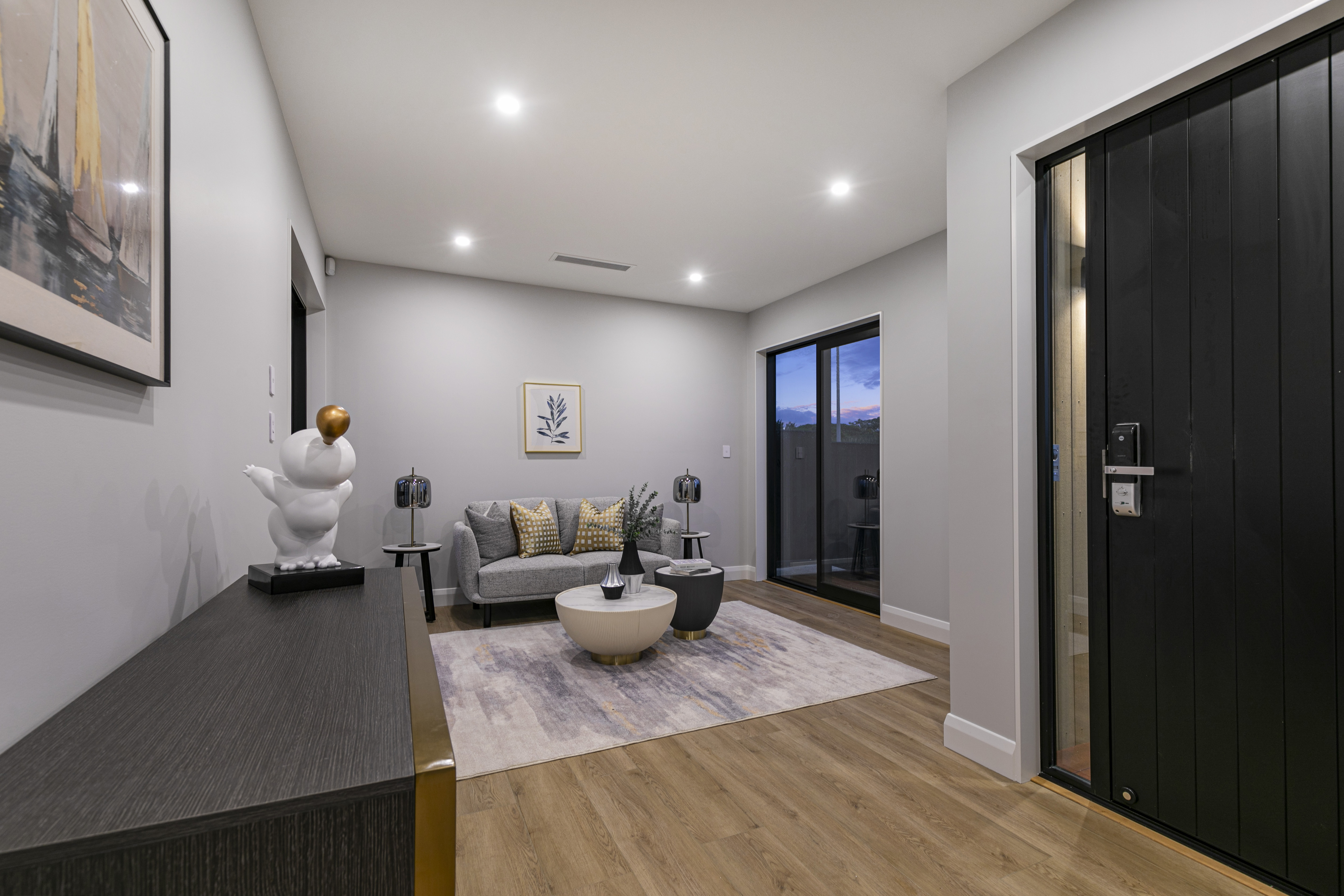 Bob Qin, Residential Sales | Barfoot & Thompson