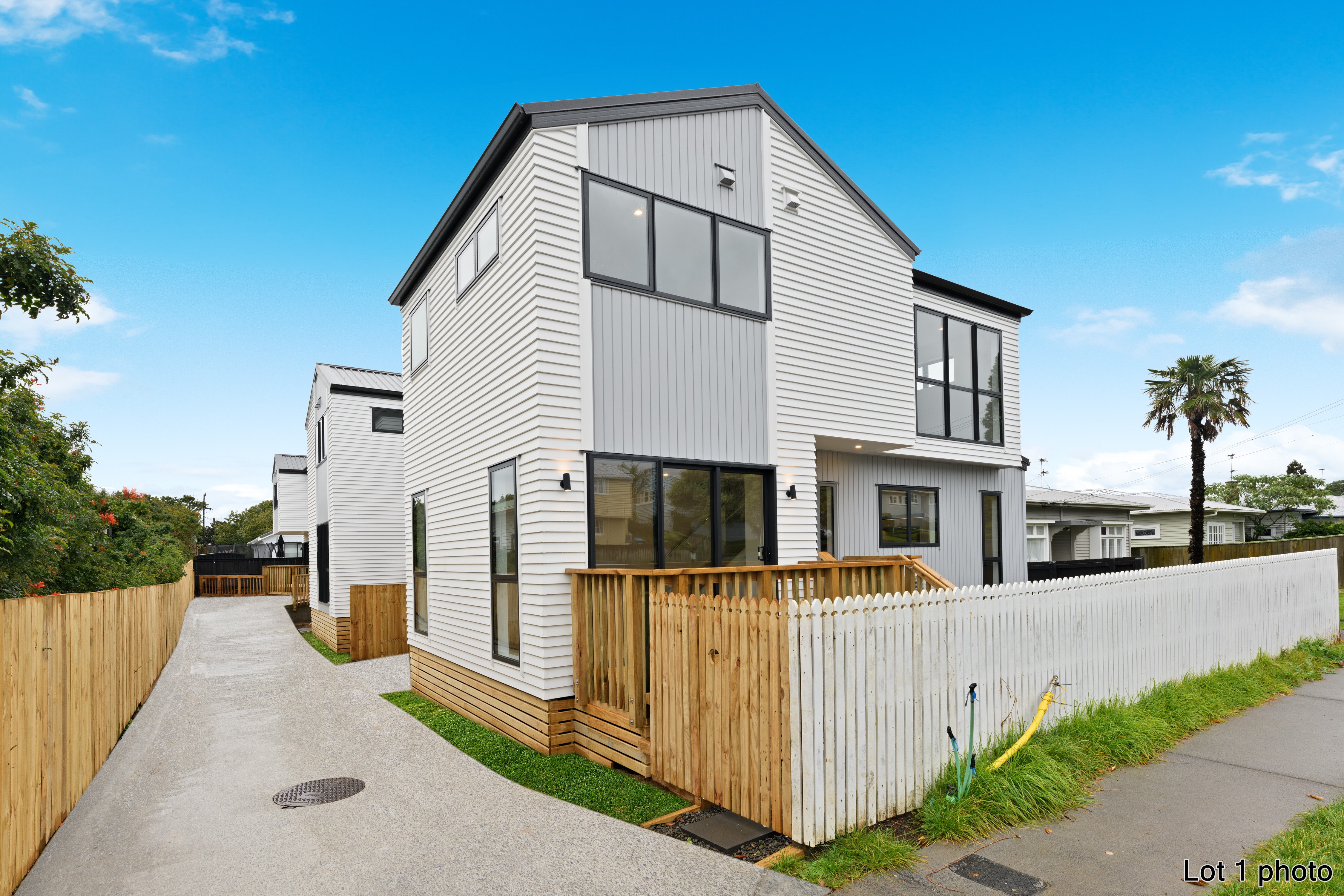 Sold Lot 3/139 Mount Smart Road, Onehunga Oct 2024 | Barfoot & Thompson