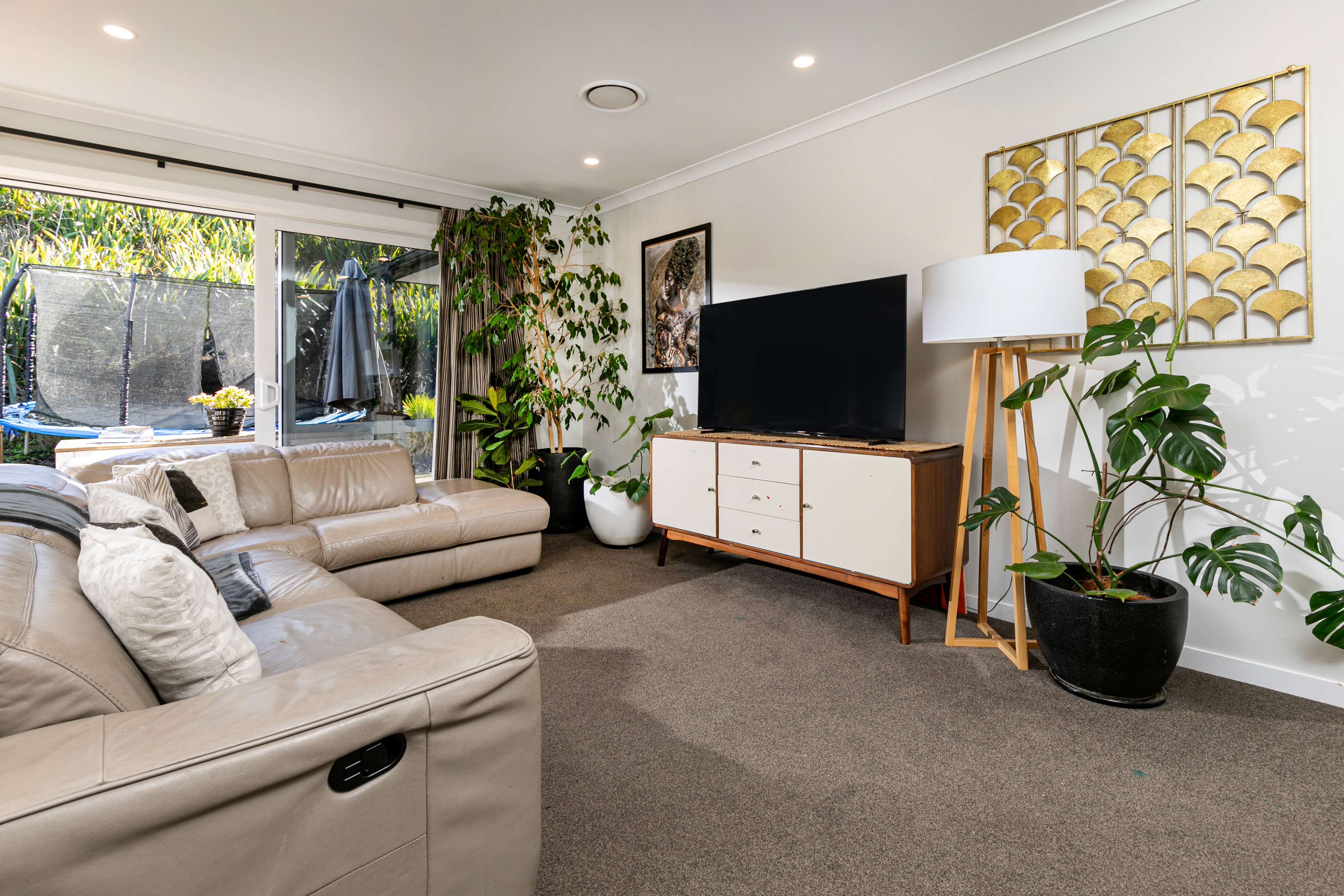 Properties For Sale In Milldale | Barfoot & Thompson