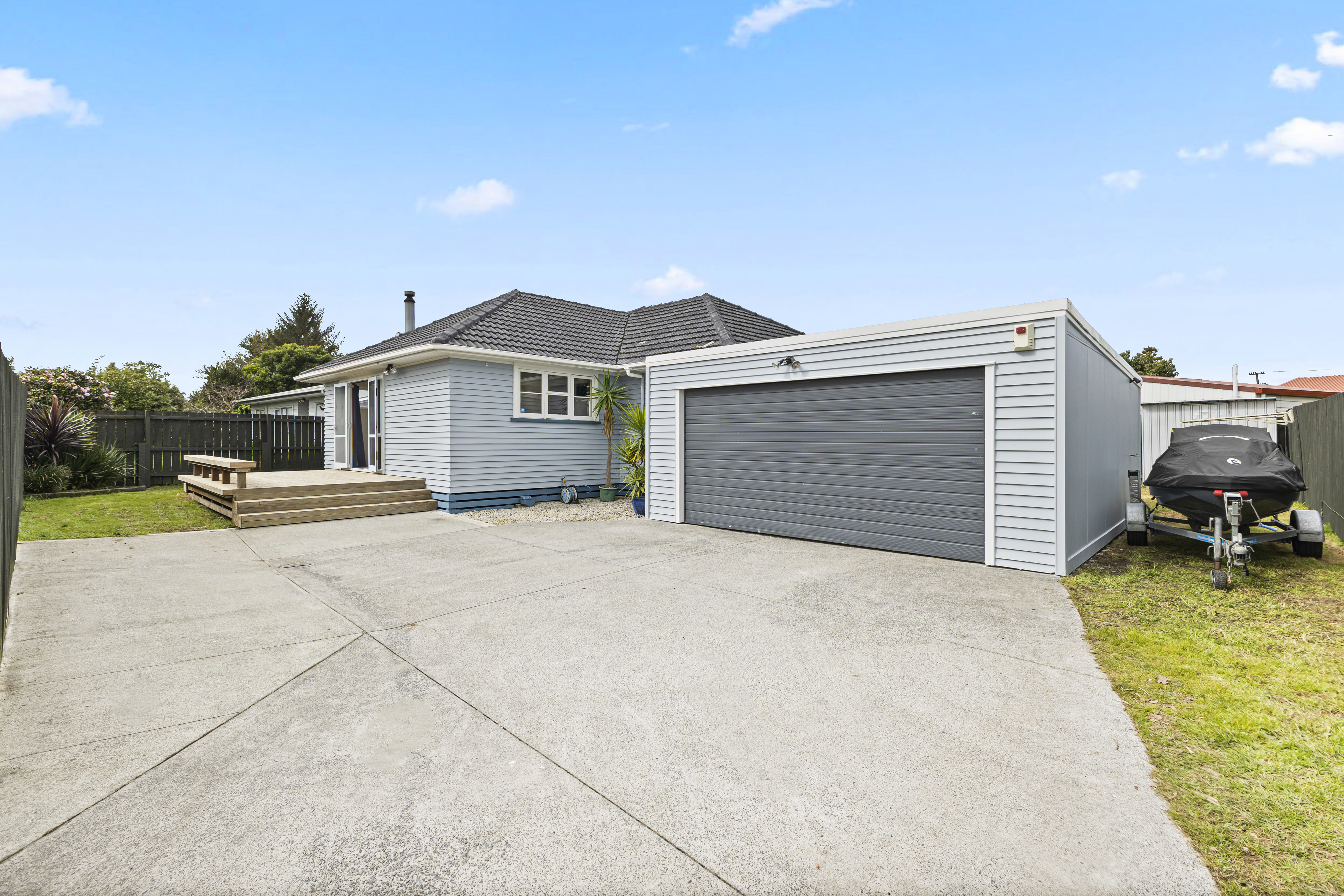 Sold 111a Clevedon Road, Papakura Sep 2024 | Barfoot & Thompson