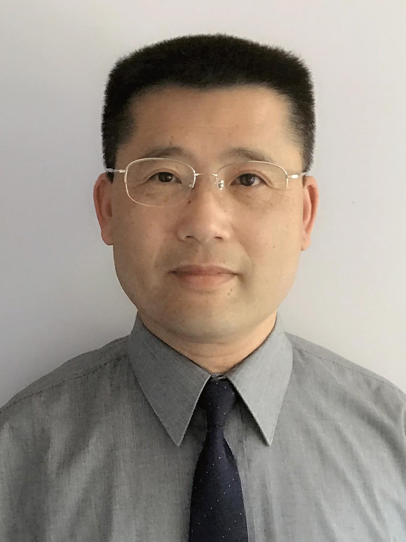 Zach Huang, Associate Salesperson | Barfoot & Thompson