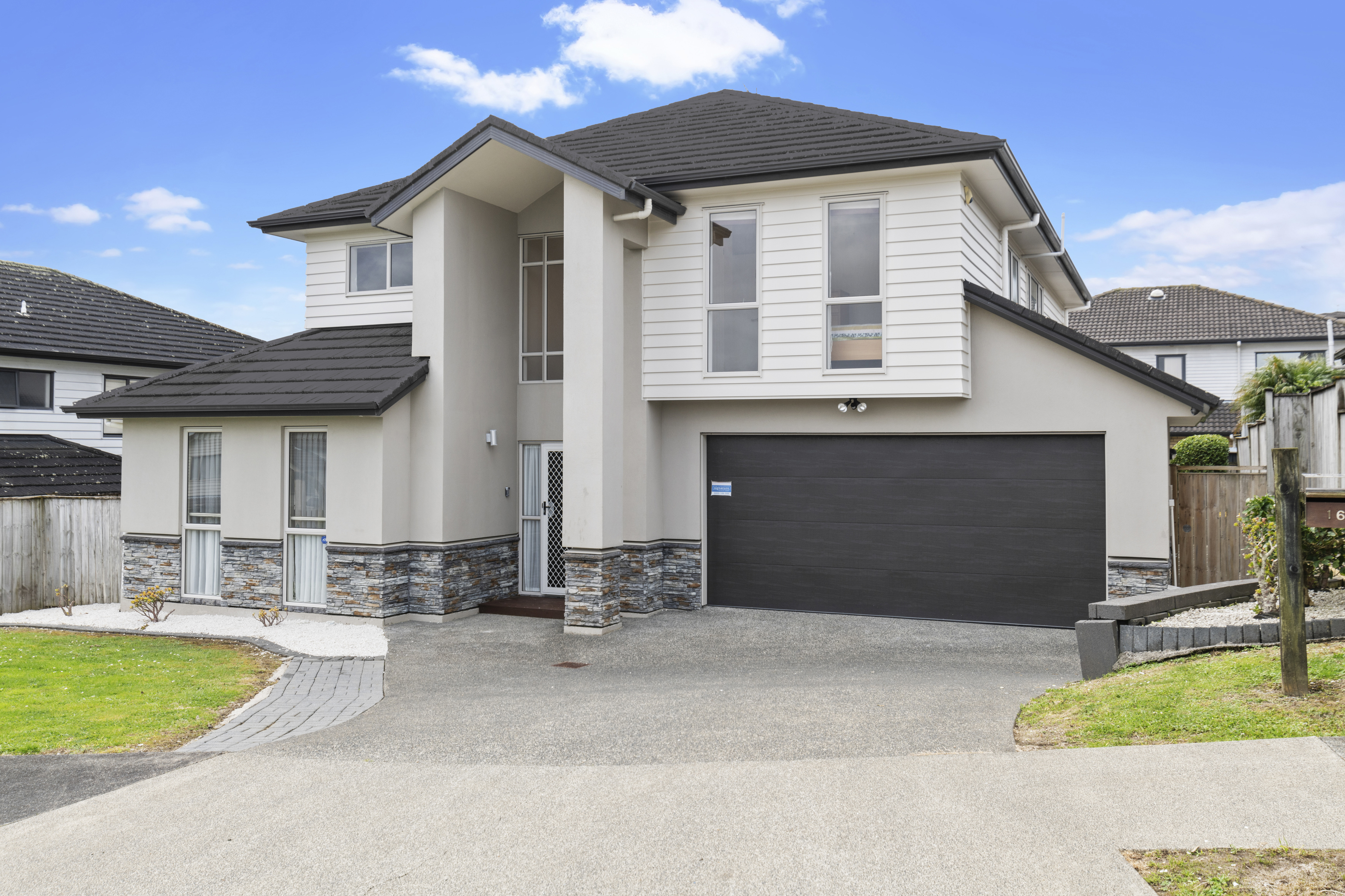 Sold 16 Muirlea Drive, Flat Bush Sep 2024 | Barfoot & Thompson