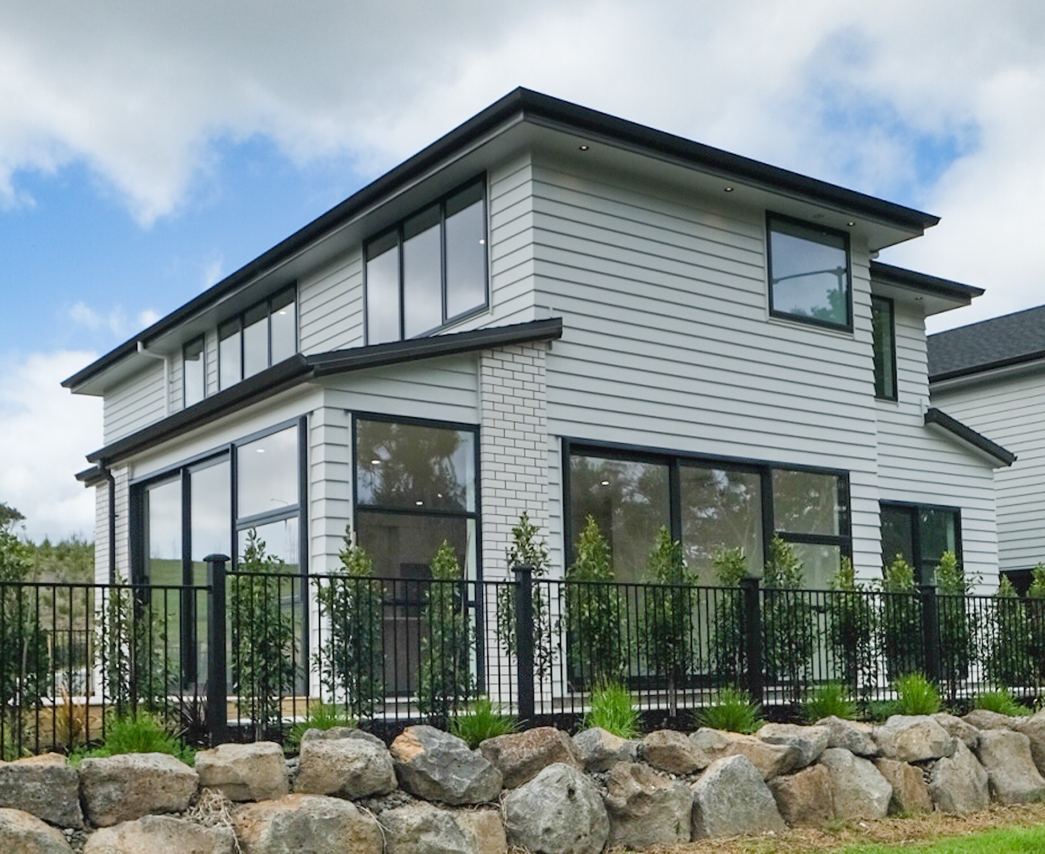29 Sidwell Road, Wainui for Rent | Barfoot & Thompson