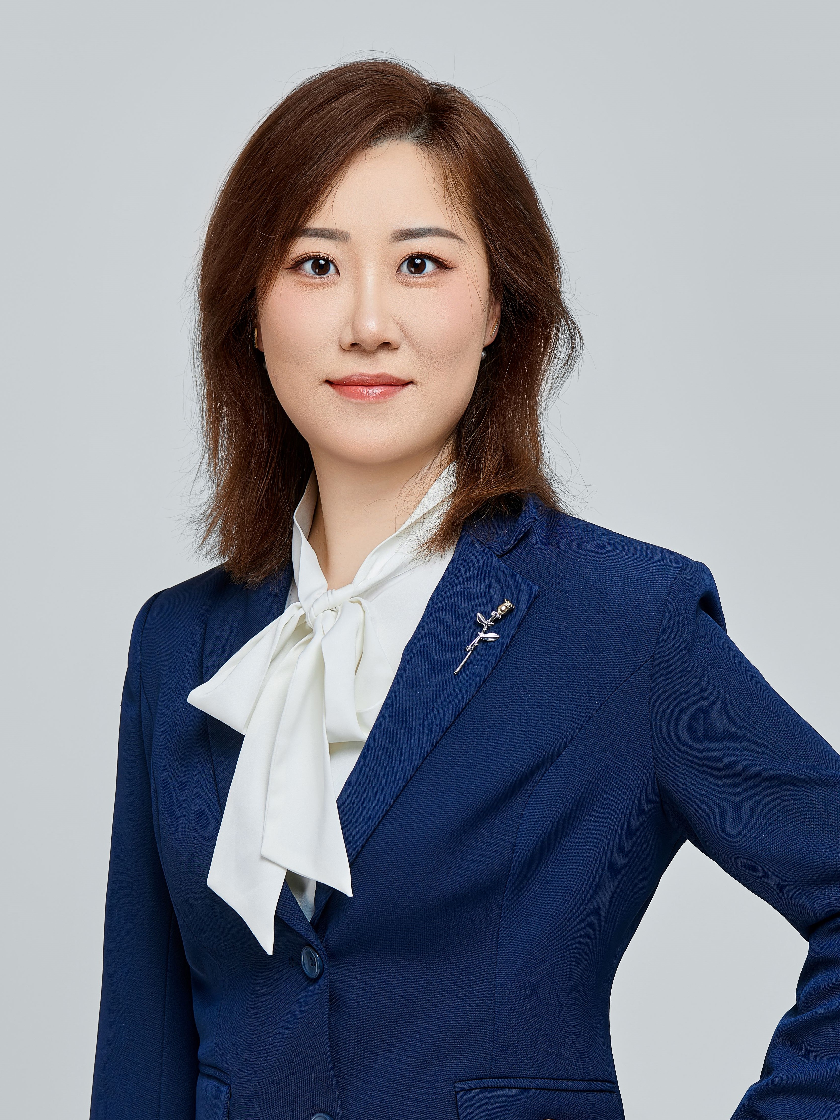 Michelle Zhai, Associate Salesperson | Barfoot & Thompson