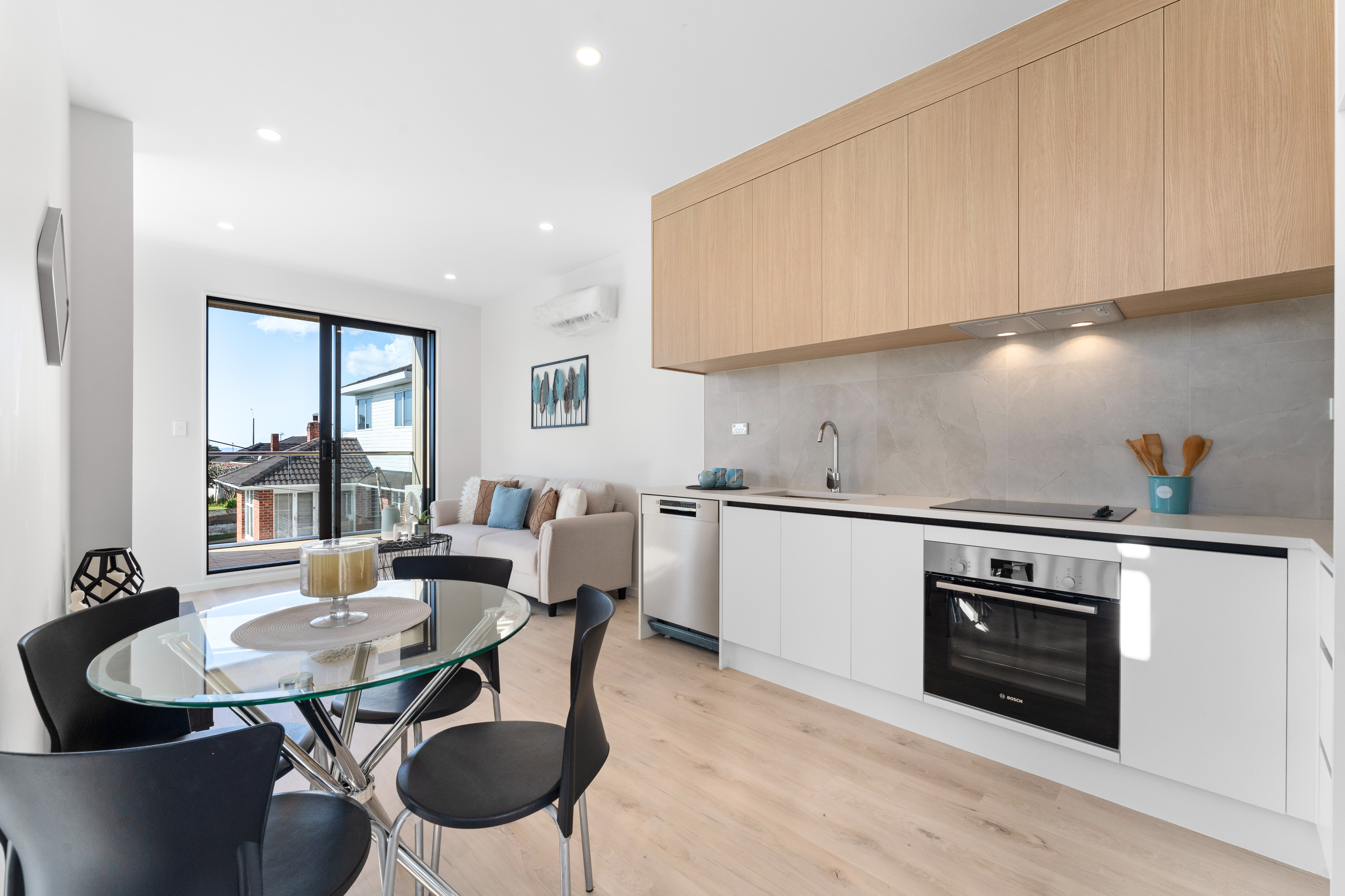 Wayne Guo, Residential Sales | Barfoot & Thompson