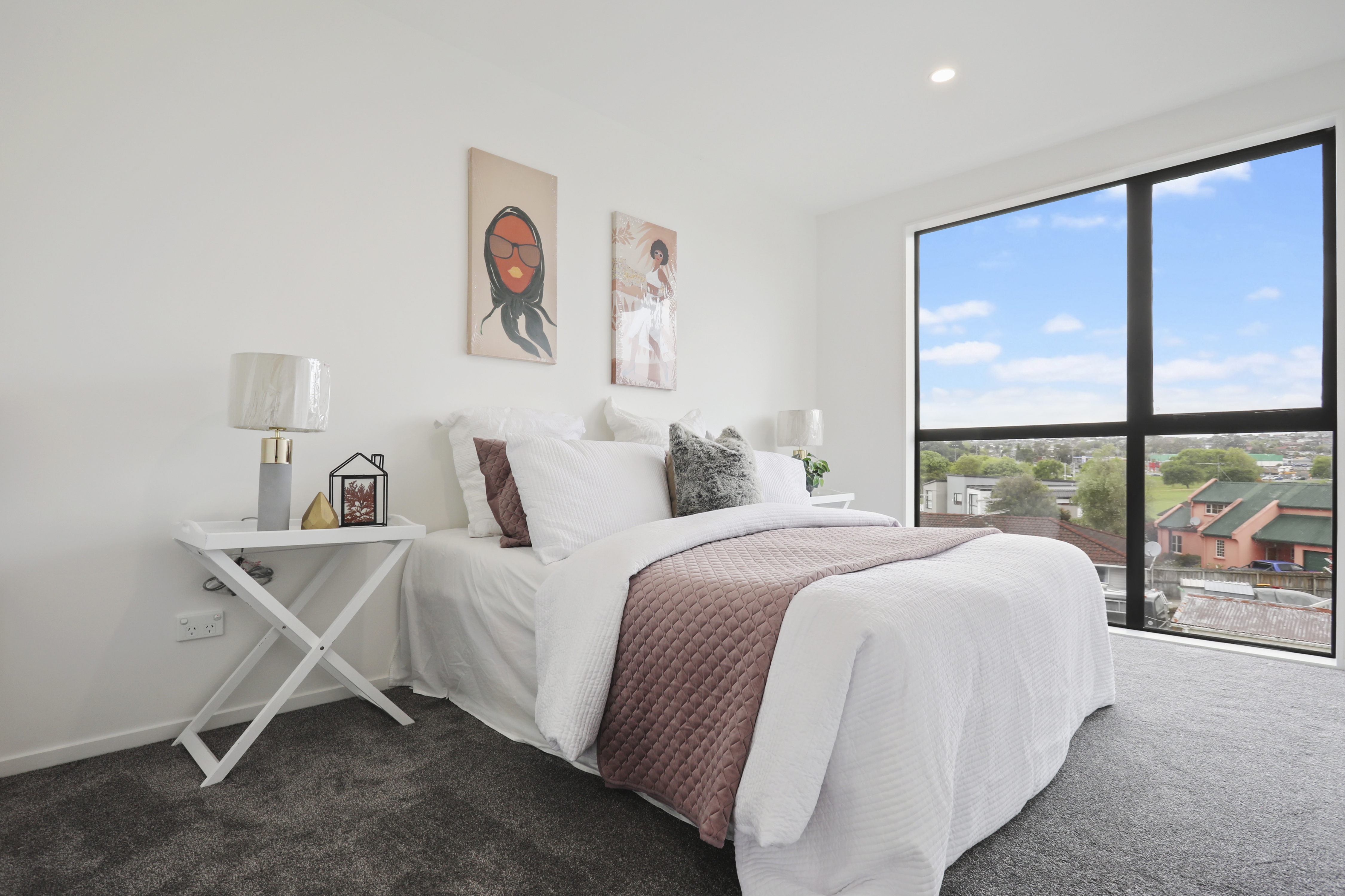 Michelle Xia, Residential Sales | Barfoot & Thompson