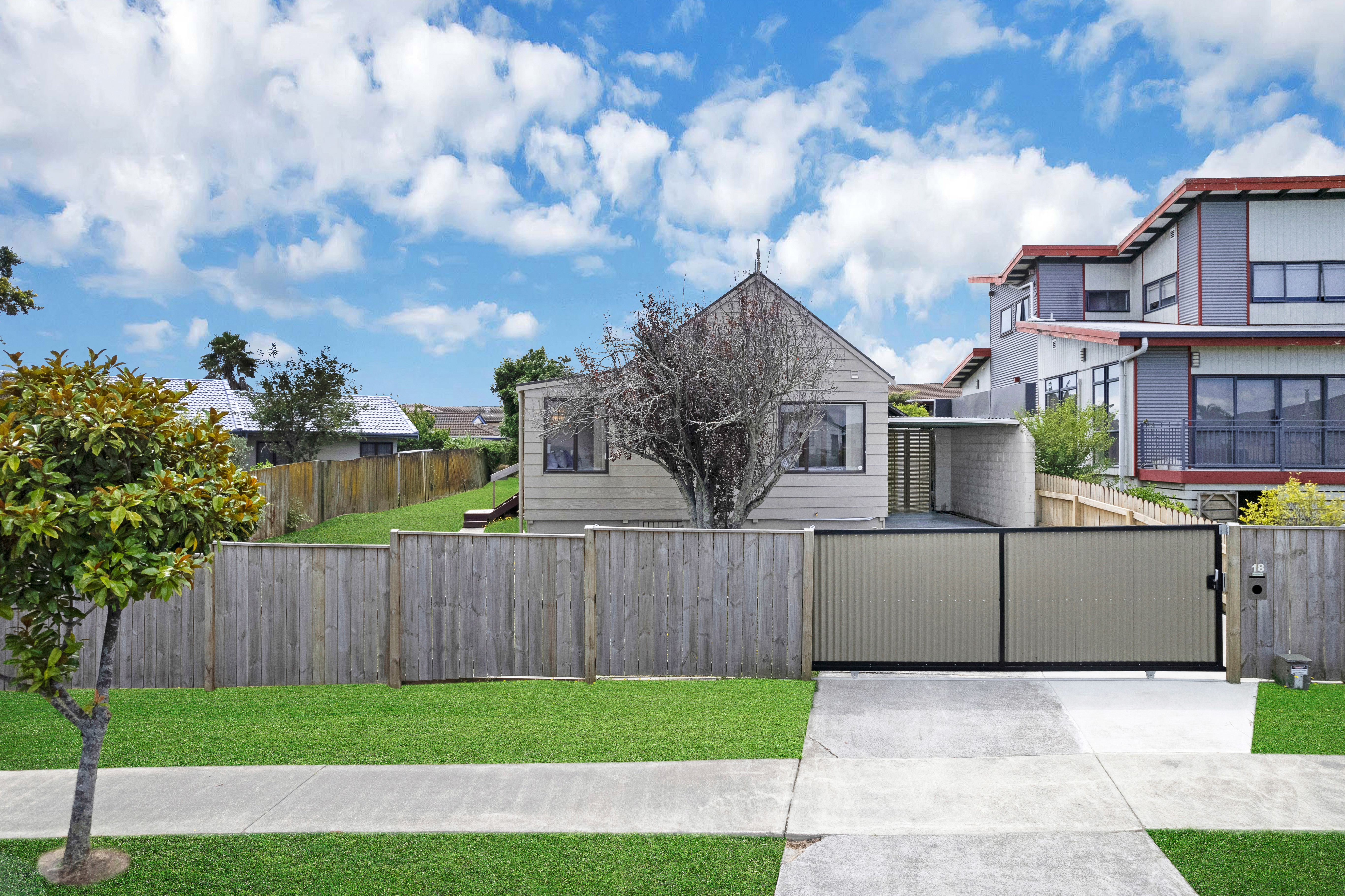Sold 18 Greenstone Place, Clover Park Feb 2025 | Barfoot & Thompson