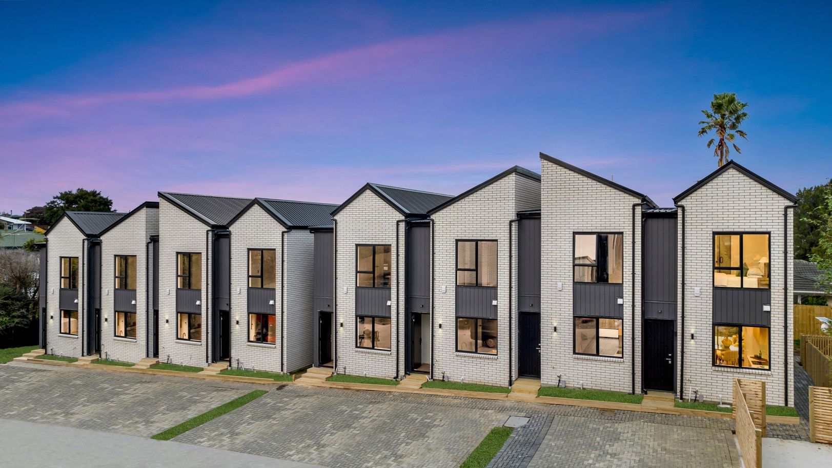 Sold 11/7 Broadview Place, Howick May 2025 | Barfoot & Thompson